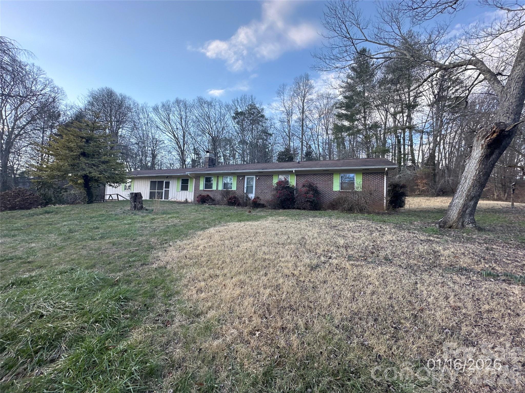 Photo 2 of 129 Ridgecrest Avenue, Marble, NC