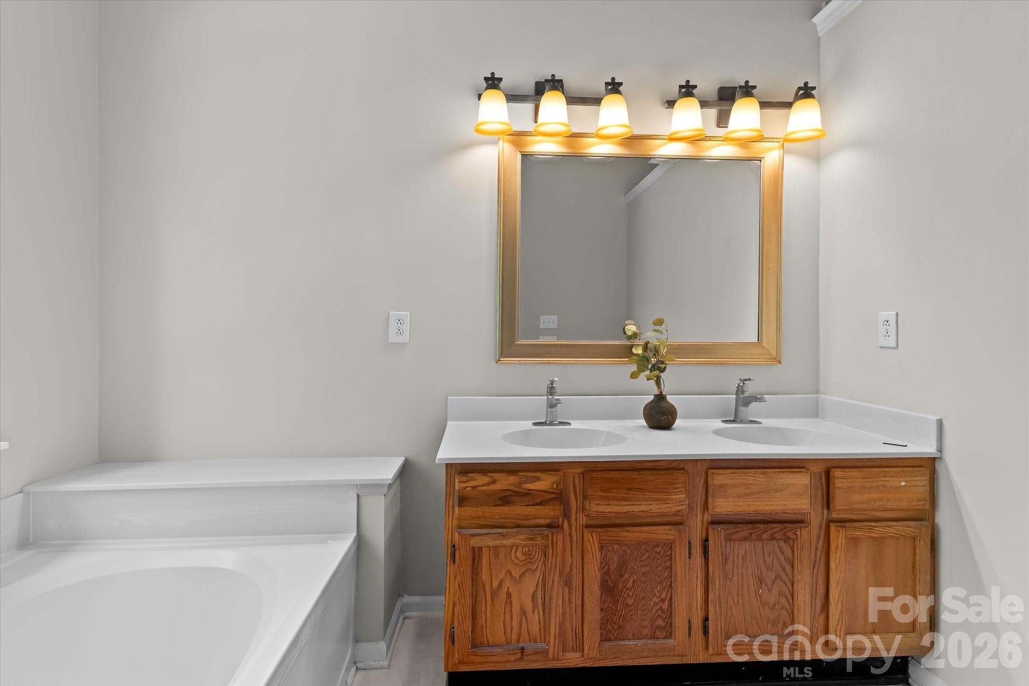 Photo 16 of 11823 Harris Ridge Drive, Charlotte, NC
