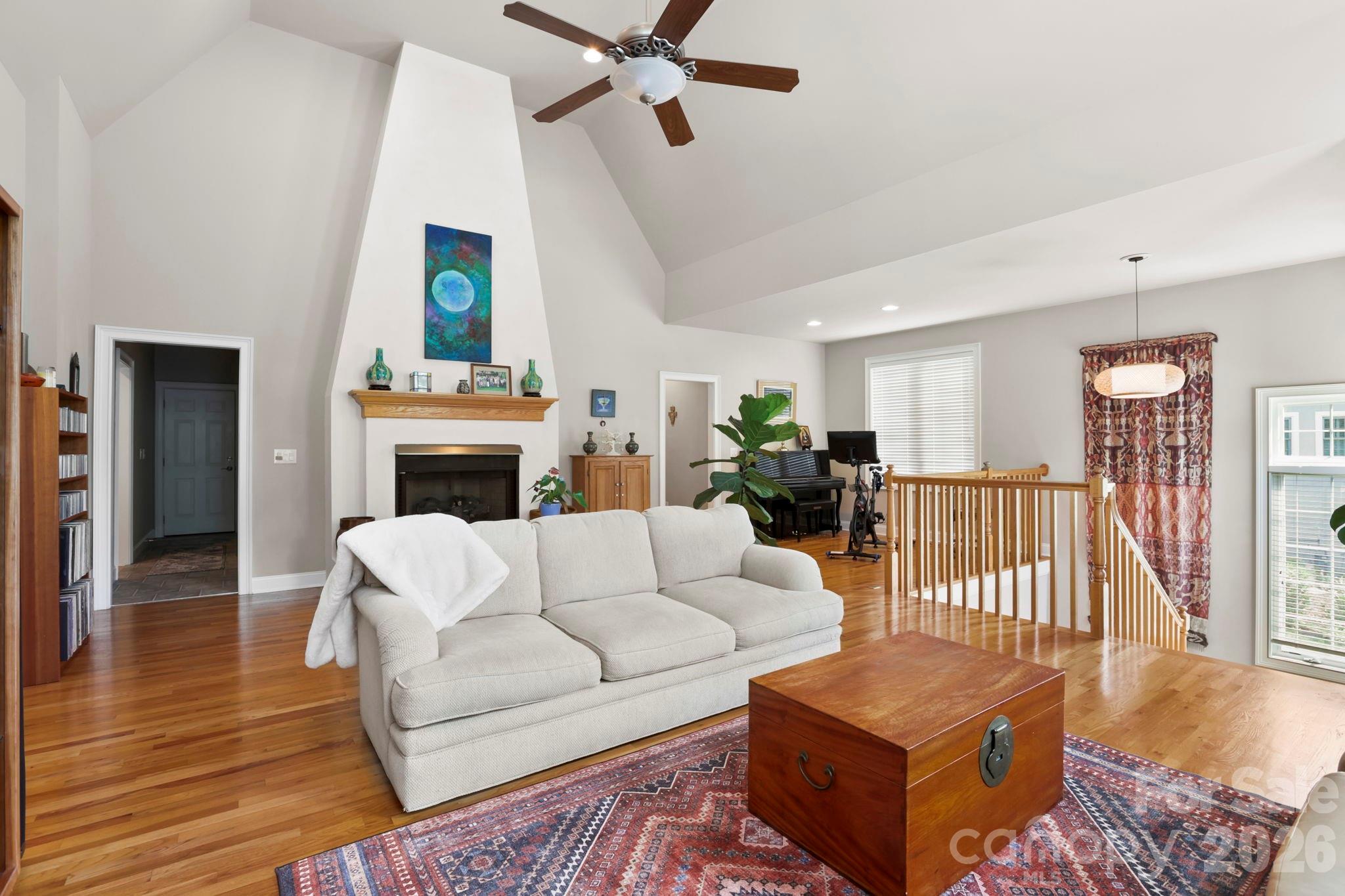 Photo 2 of 405 Mistletoe Trail, Hendersonville, NC
