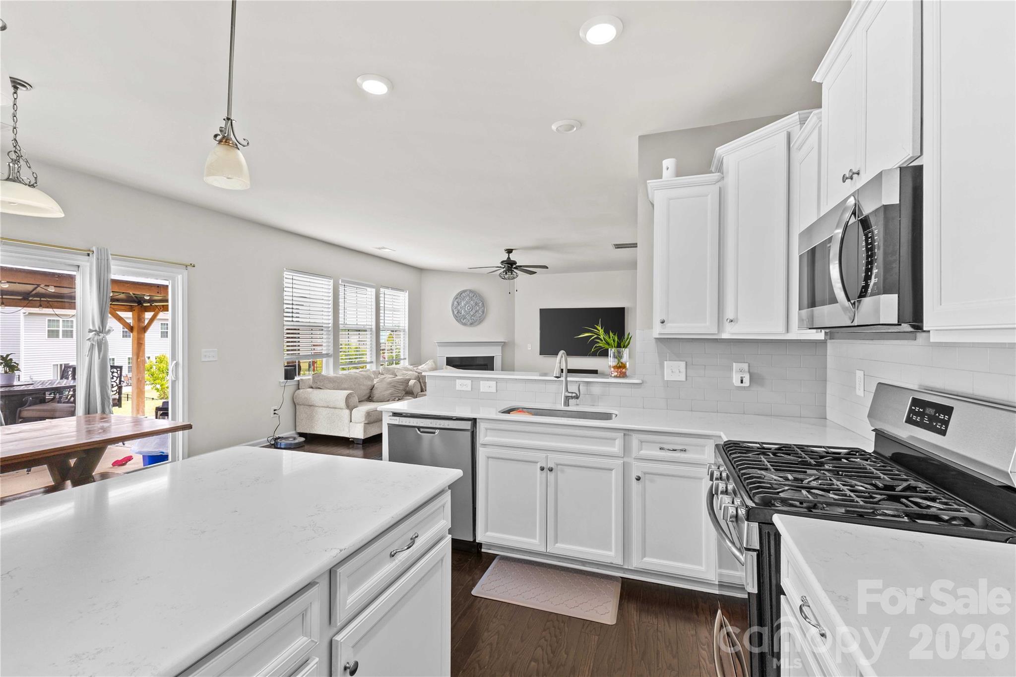 16016 Harbor Hill Drive, Charlotte, NC - photo 17 of 49