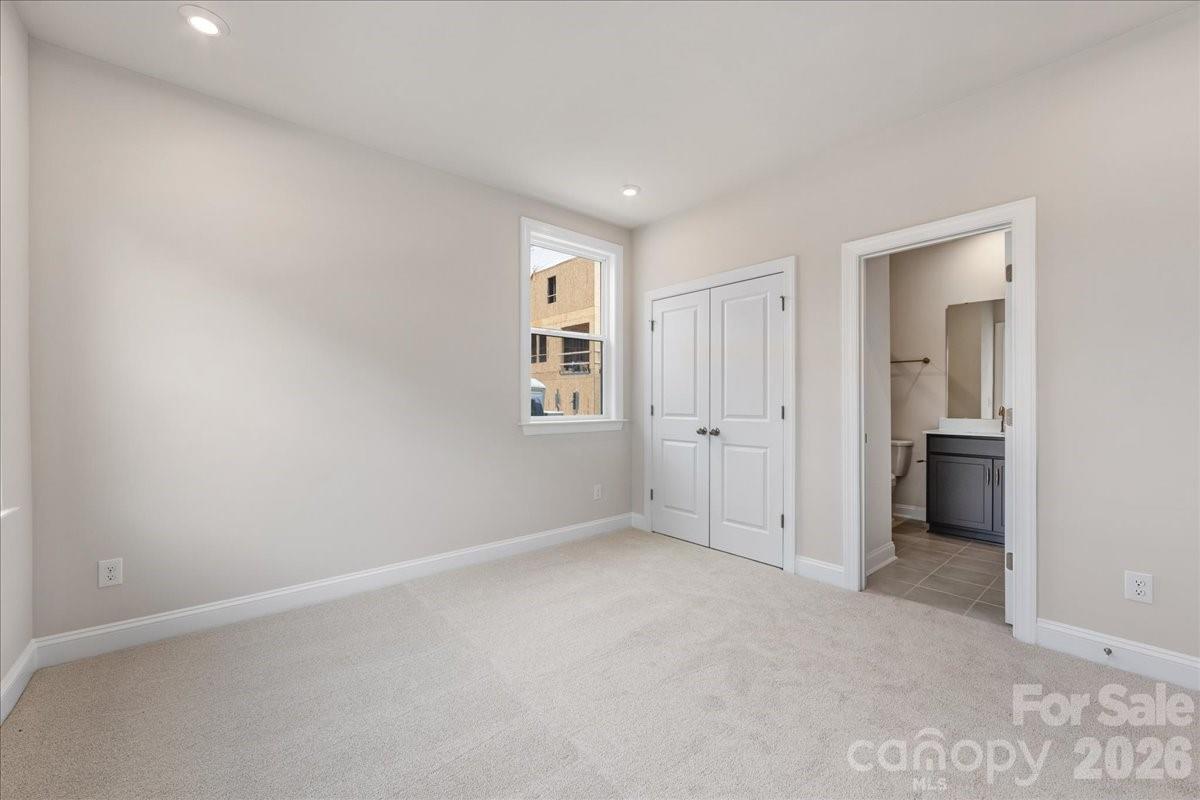 Photo 8 of 8038 Thimbleweed Circle, Charlotte, NC