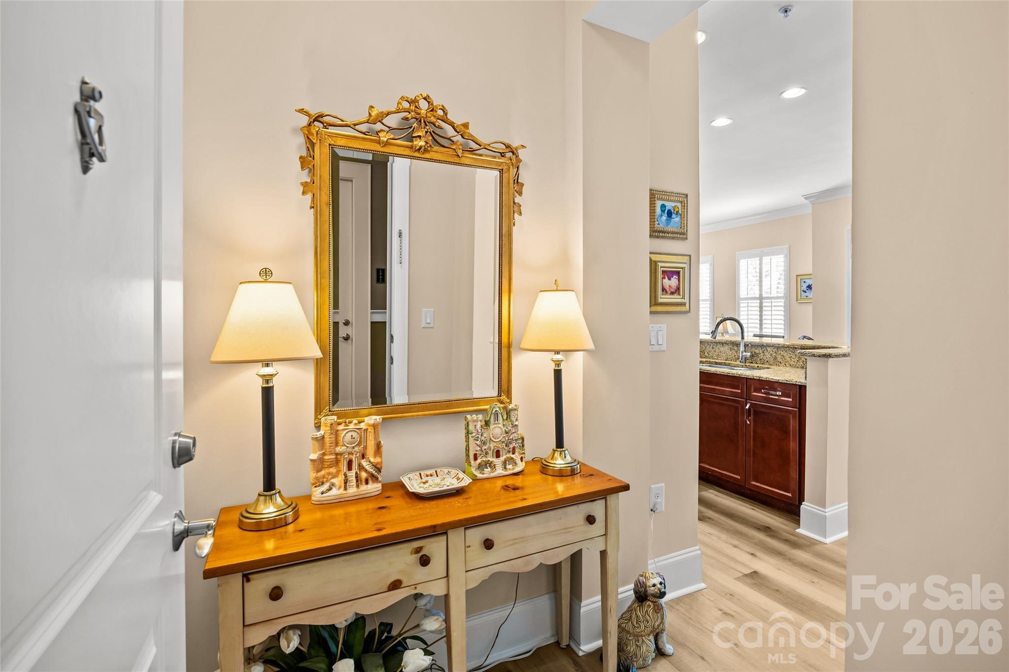 Photo 4 of 2994 Selwyn Avenue, Charlotte, NC