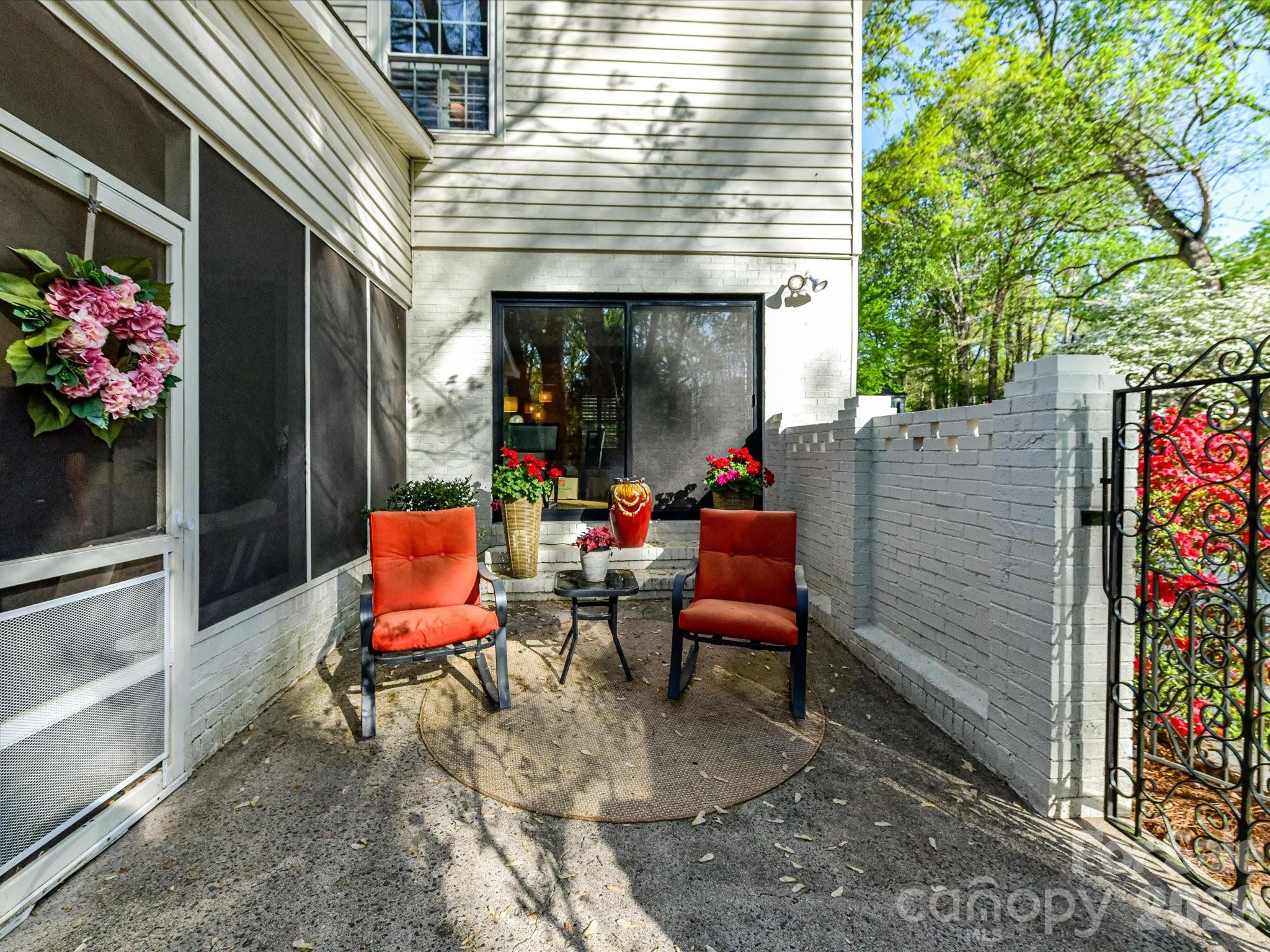 Photo 33 of 3719 Huckleberry Road, Charlotte, NC