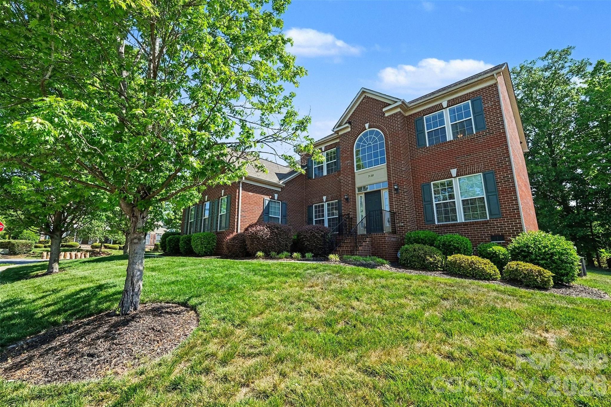 Photo 3 of 7608 Clarke Ridge Court, Charlotte, NC