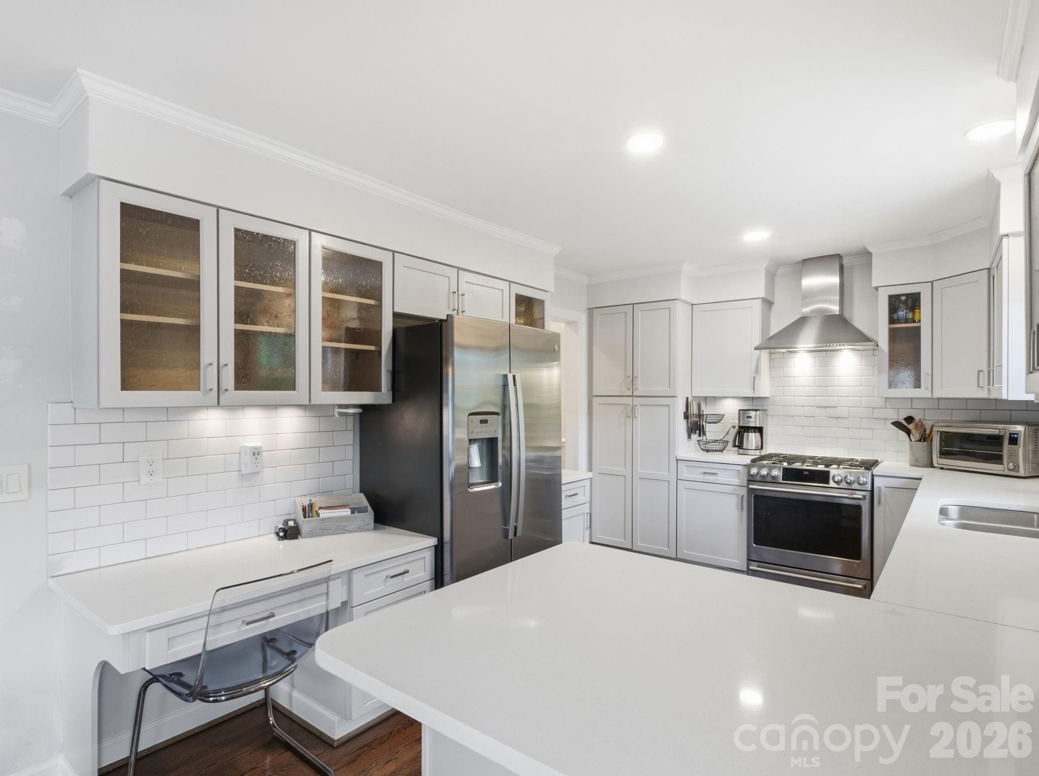 Photo 4 of 733 Stanfield Drive, Charlotte, NC