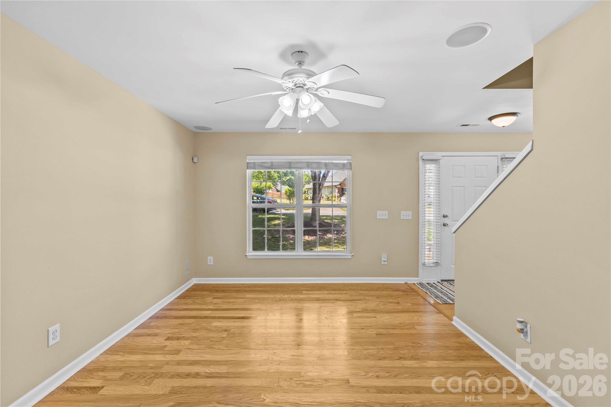 8119 Poplar Grove Circle, Waxhaw, NC - photo 8 of 49