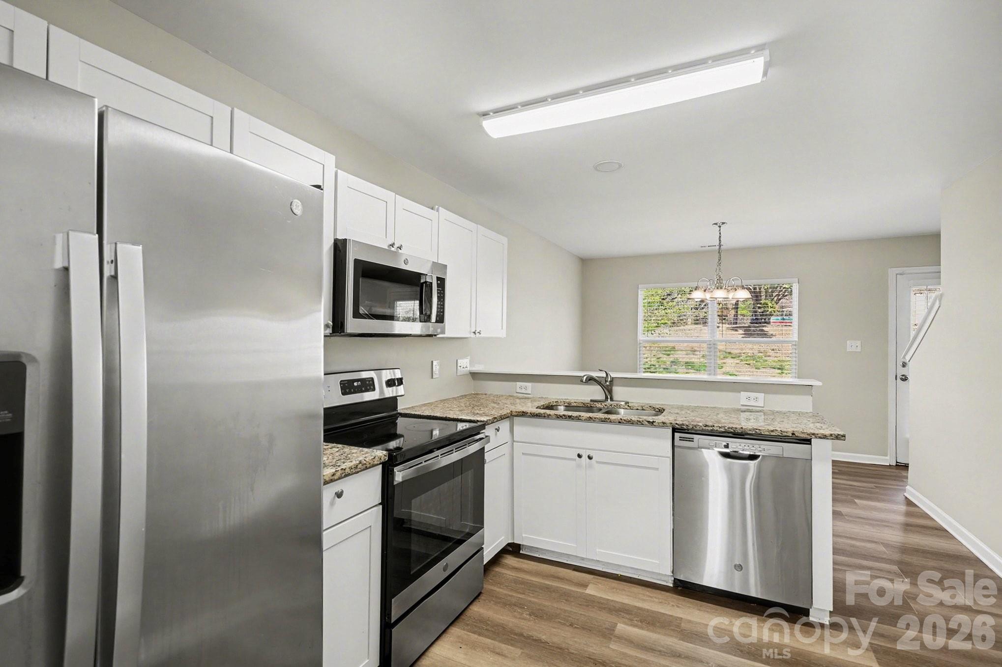 Photo 7 of 2418 S Cairns Mill Court, Charlotte, NC