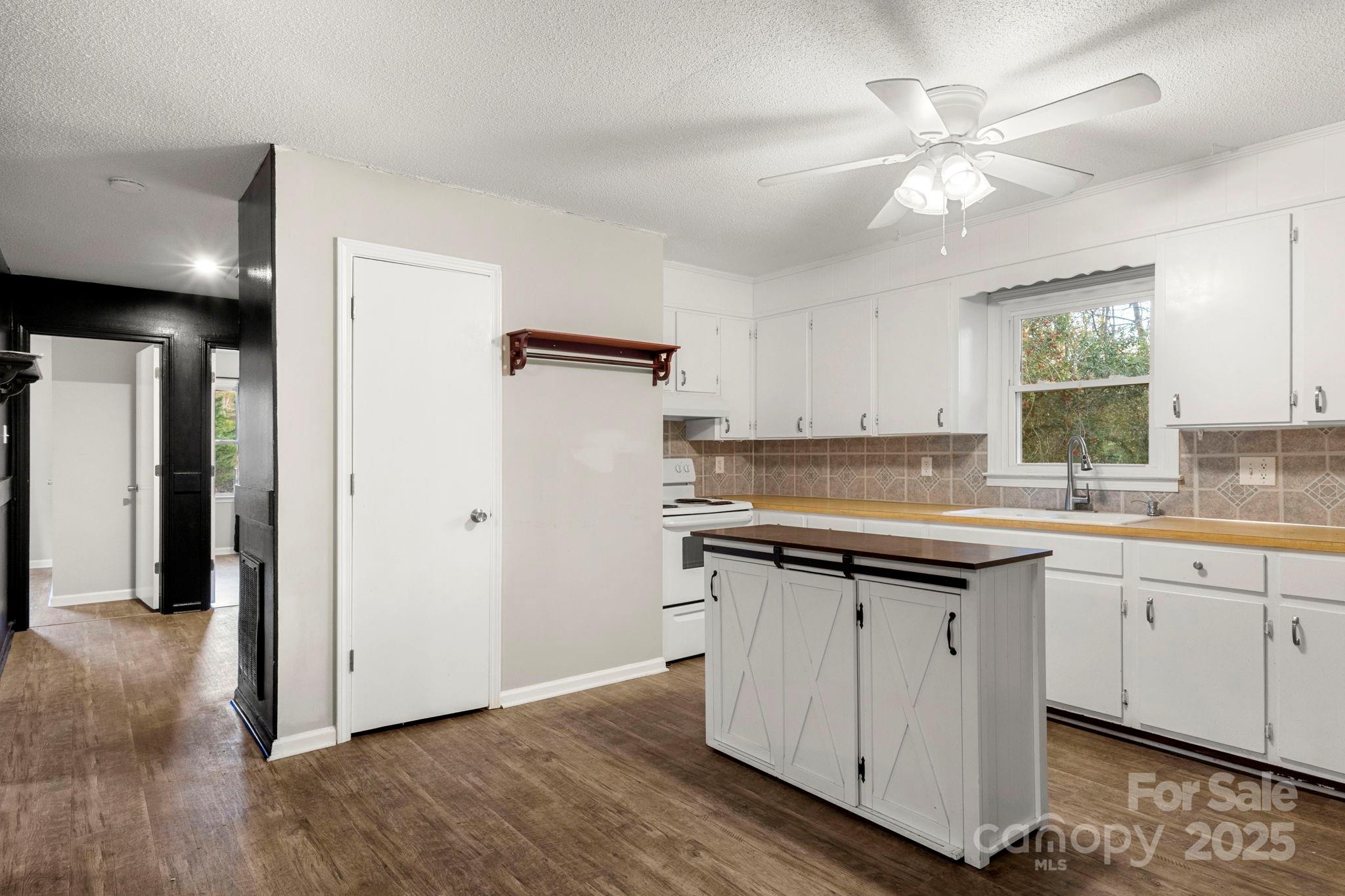 Photo 4 of 604 Cold Stream Circle, Chester, SC