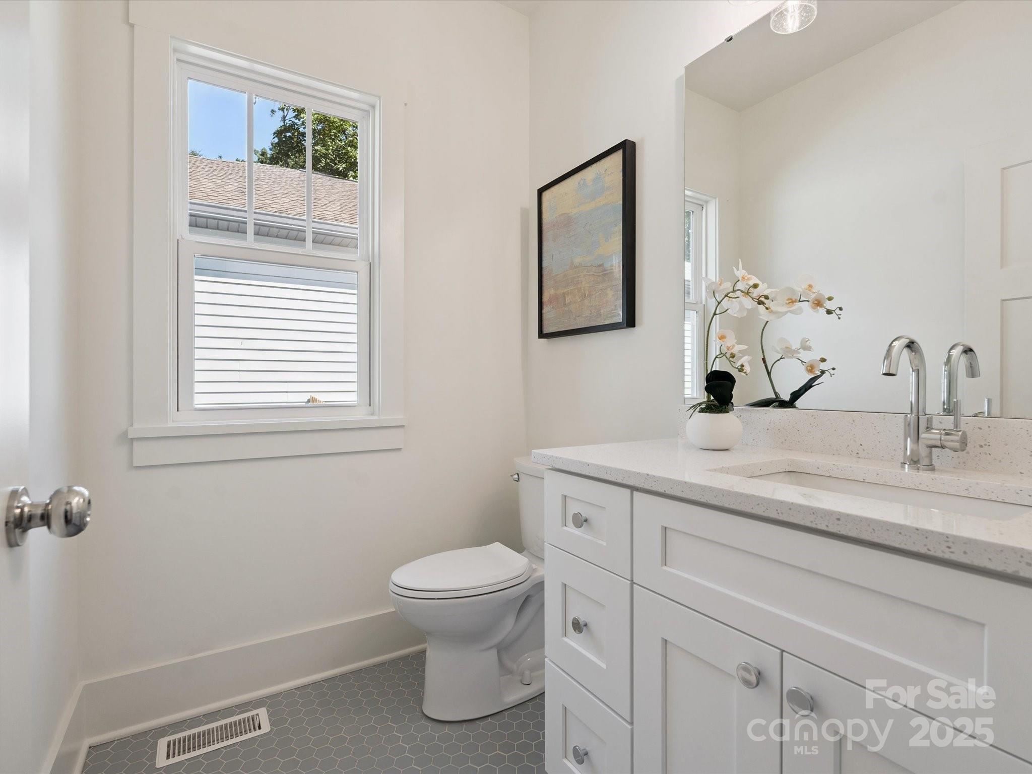 Photo 29 of 4111 Rutgers Avenue, Charlotte, NC