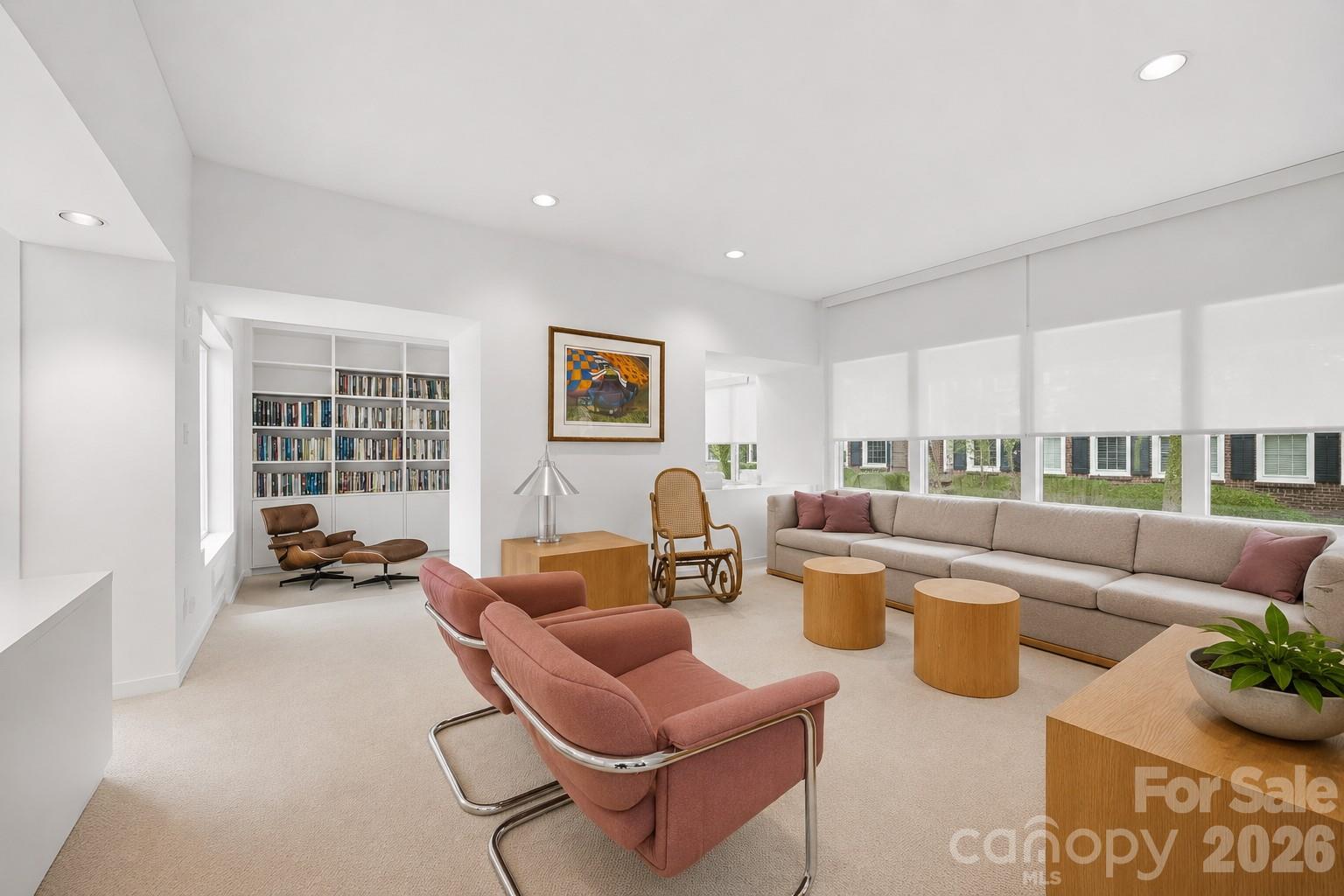 Photo 6 of 517 N Poplar Street, Charlotte, NC
