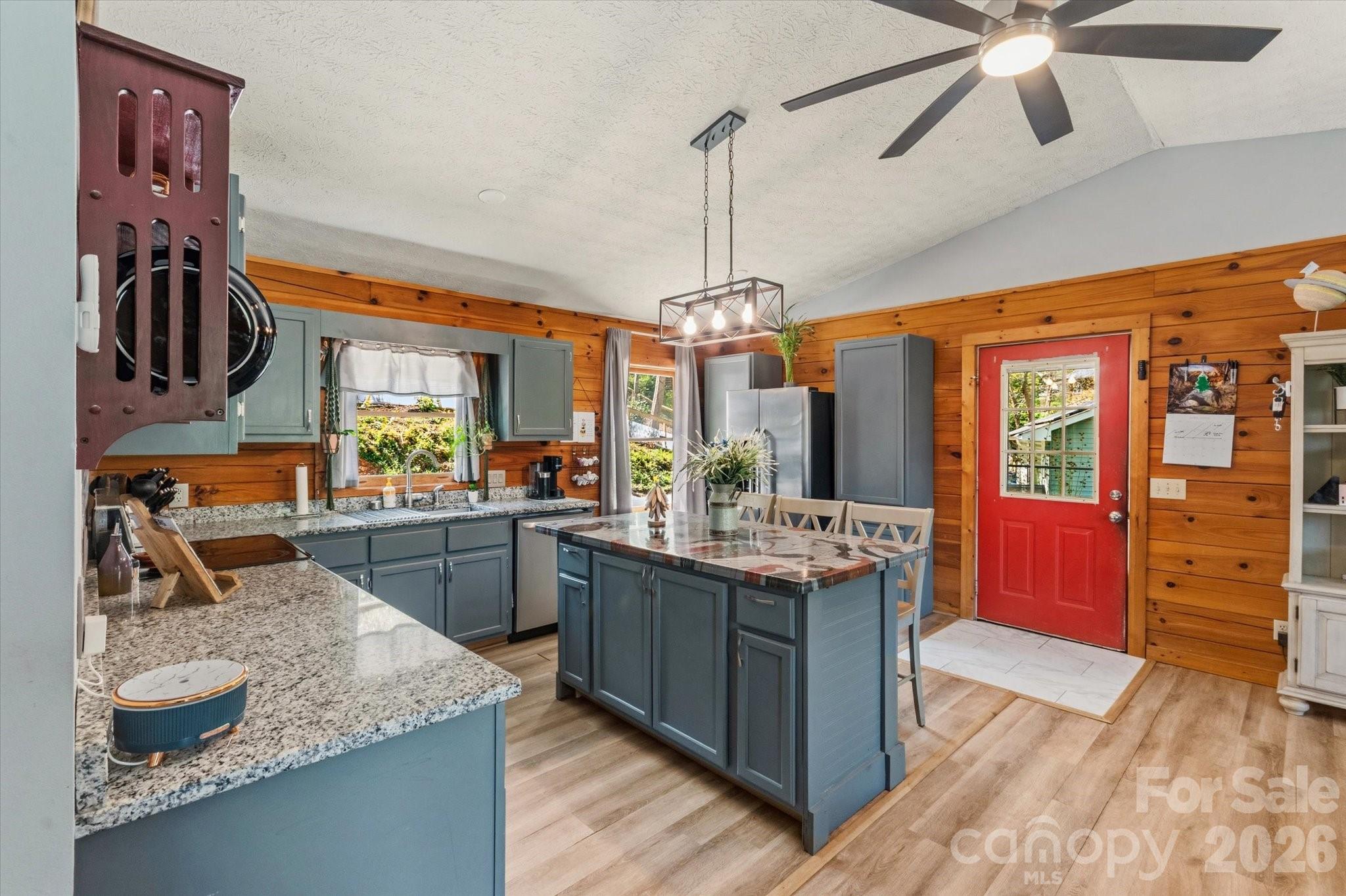 Photo 4 of 187 Cedarwood Drive, Waynesville, NC