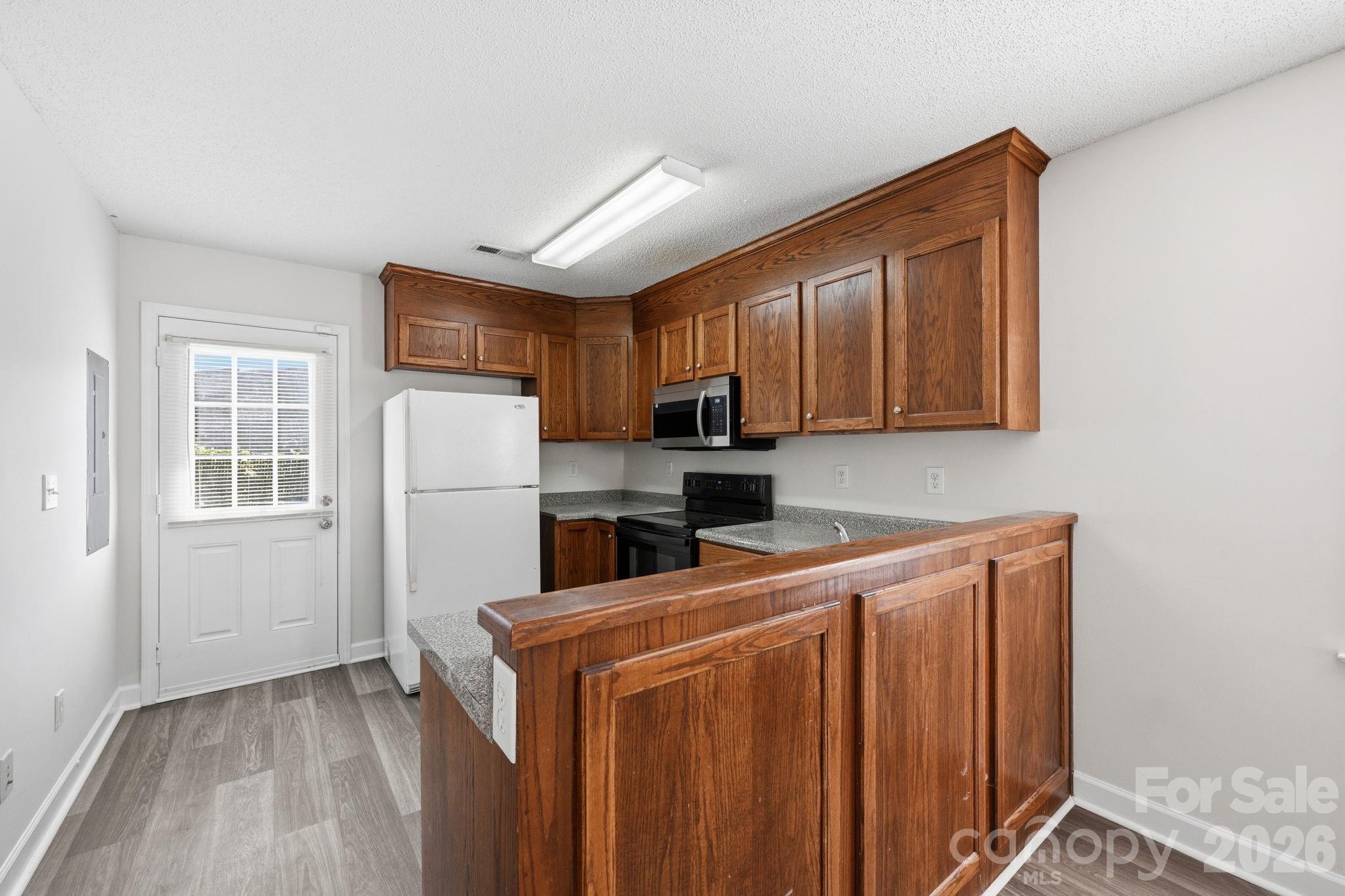 915 Barracuda Avenue, Statesville, NC - photo 6 of 26