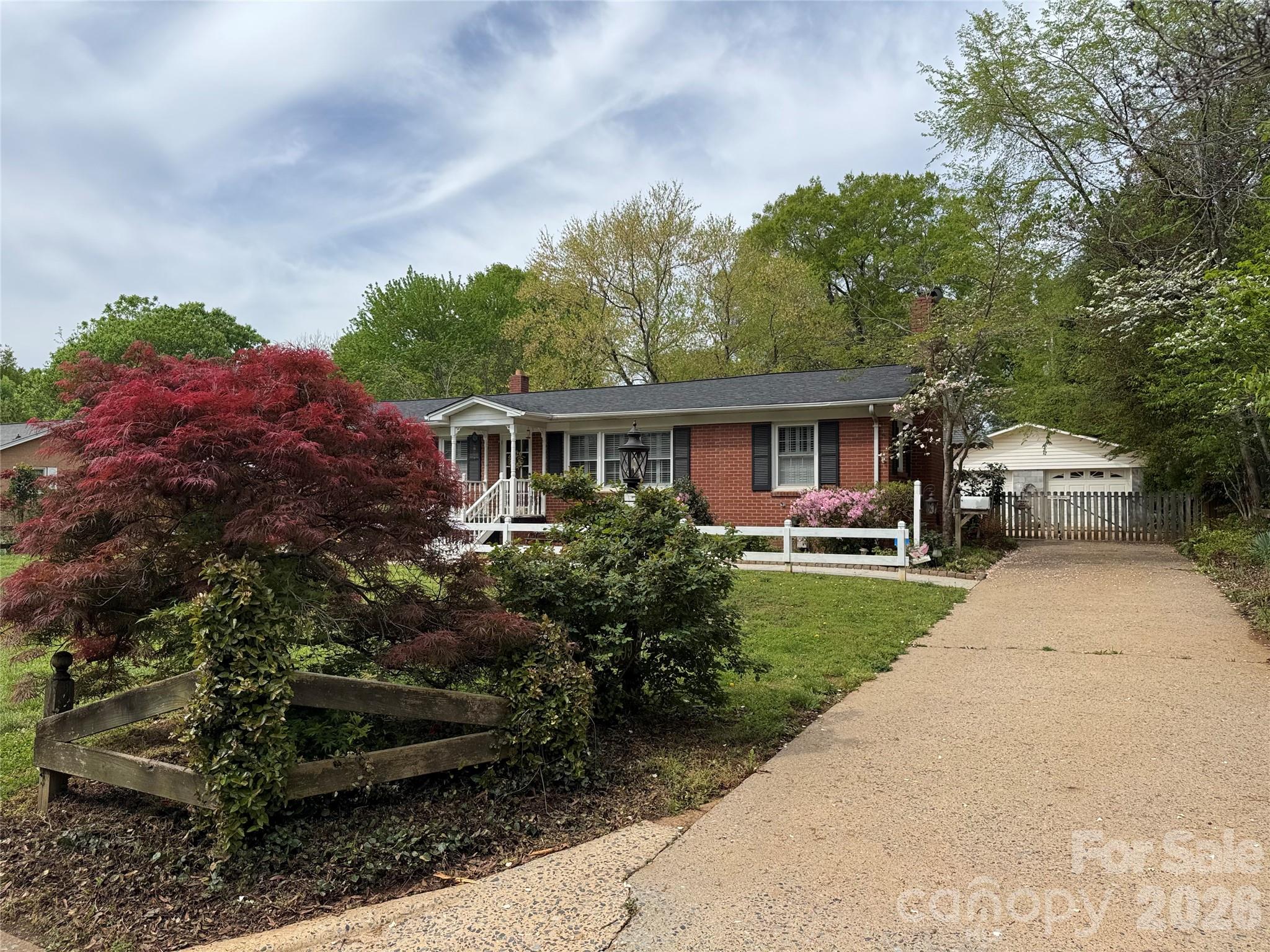 Photo 3 of 809 Katherine Avenue, Kings Mountain, NC