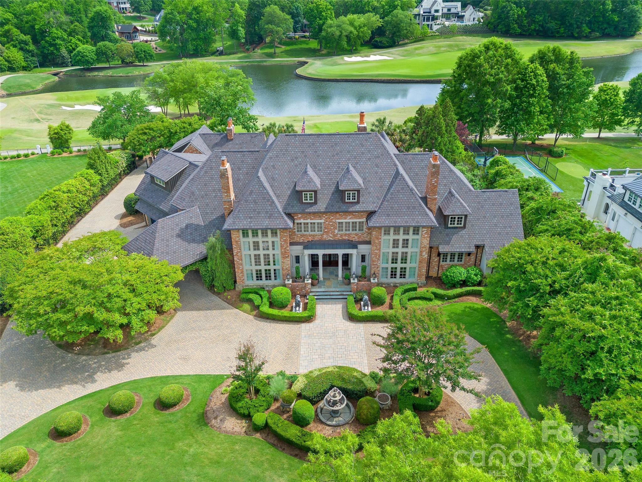 4536 Parview Drive N, Charlotte, NC