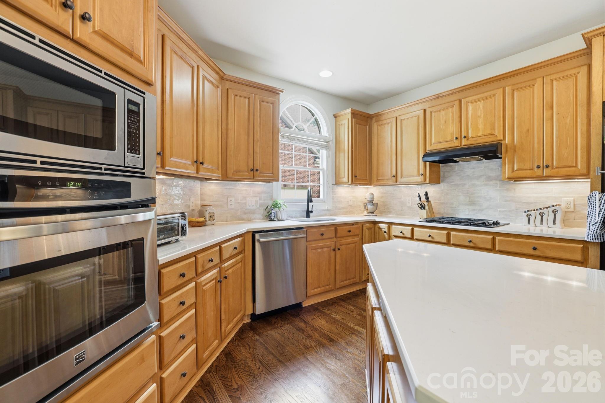 239 Sardis Pointe Road, Matthews, NC - photo 11 of 48