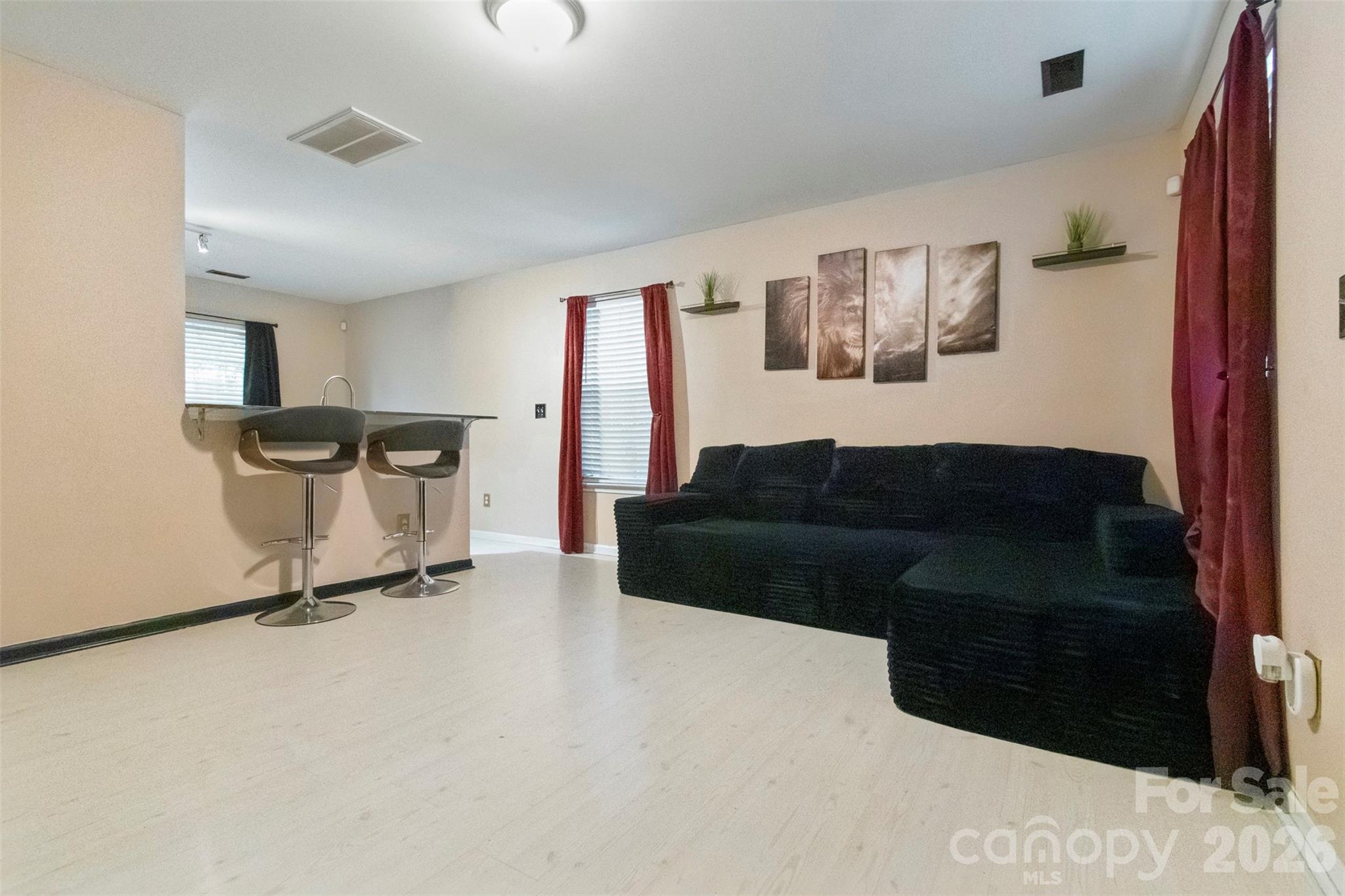 Photo 3 of 5541 Peachwood Drive, Charlotte, NC
