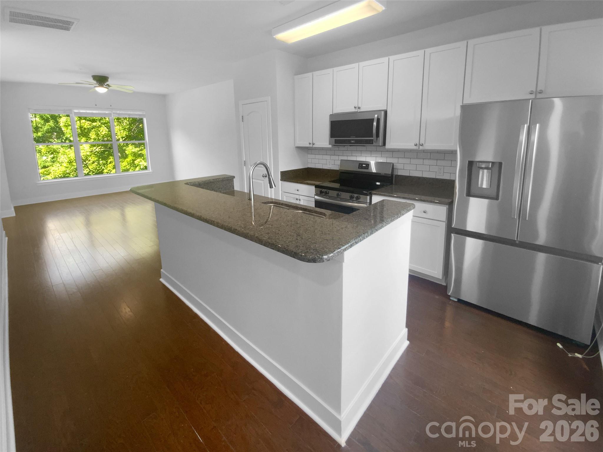 Photo 11 of 1031 Skyline View Way, Charlotte, NC