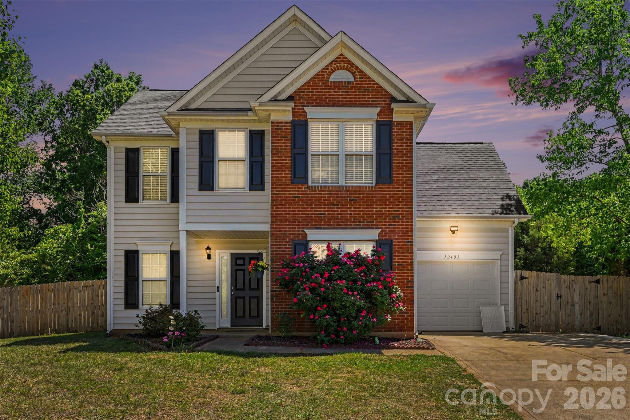 Photo 3 of 13403 Willow Falls Road, Charlotte, NC