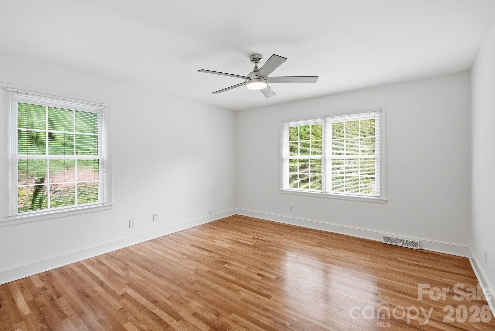 Photo 13 of 926 Shady Bluff Drive, Charlotte, NC
