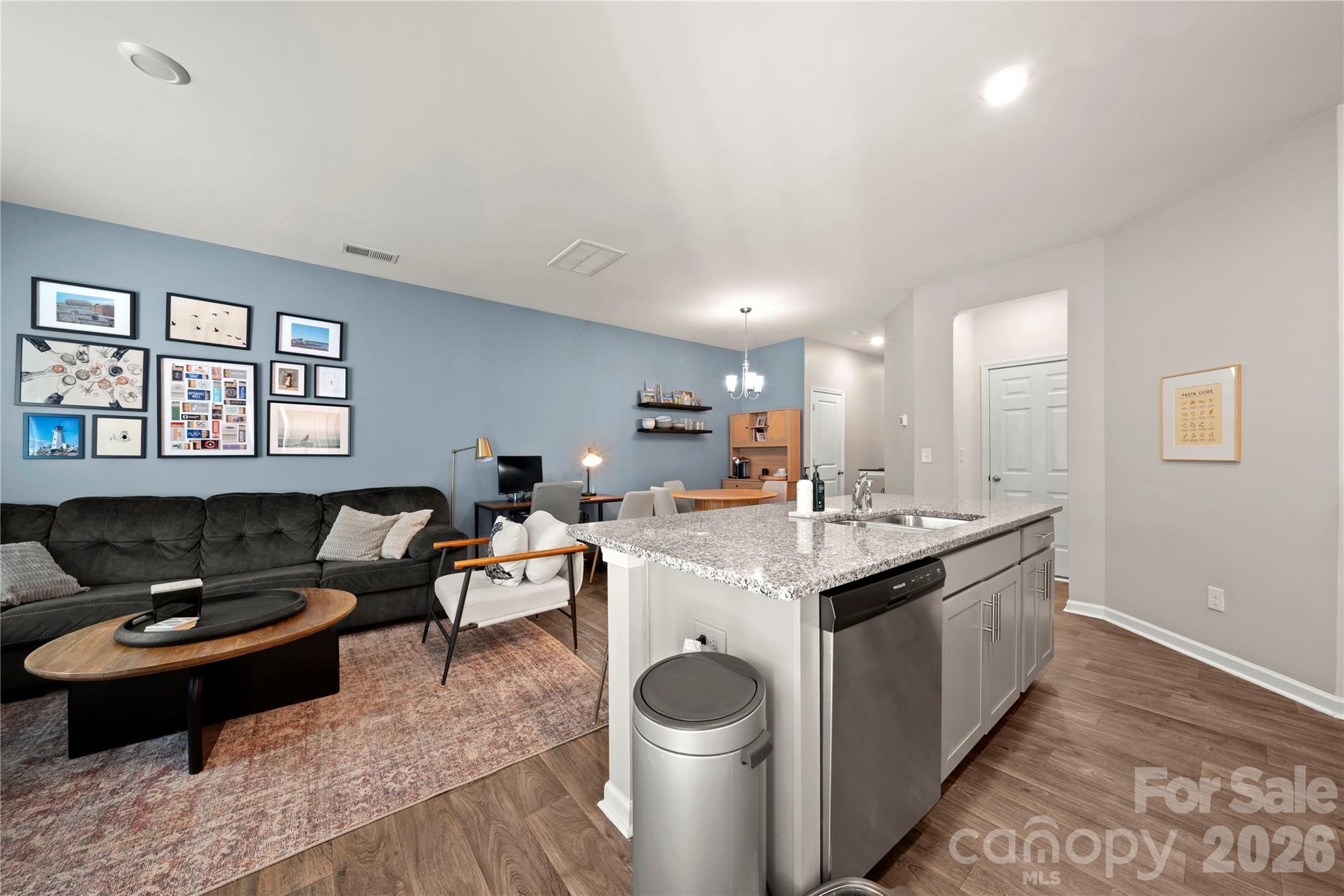Photo 9 of 6132 Guildford Hill Lane5D, Charlotte, NC