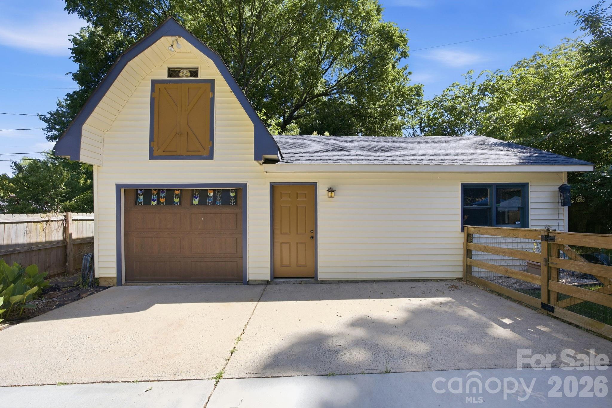 1941 Bentley Place, Charlotte, NC - photo 32 of 36