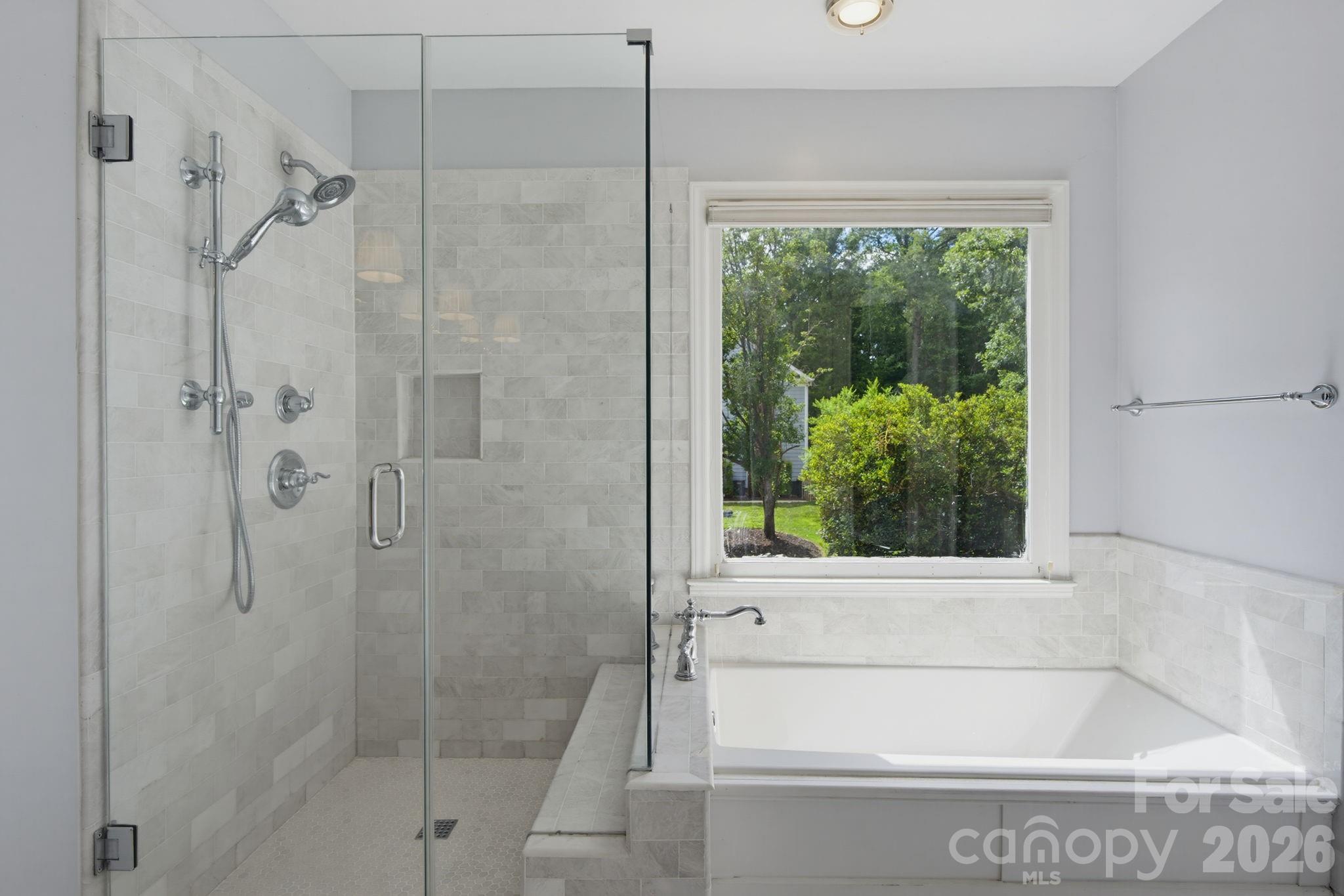 Home for sale at 6632 Elmstone Drive, Charlotte, NC — photo 16 of 38