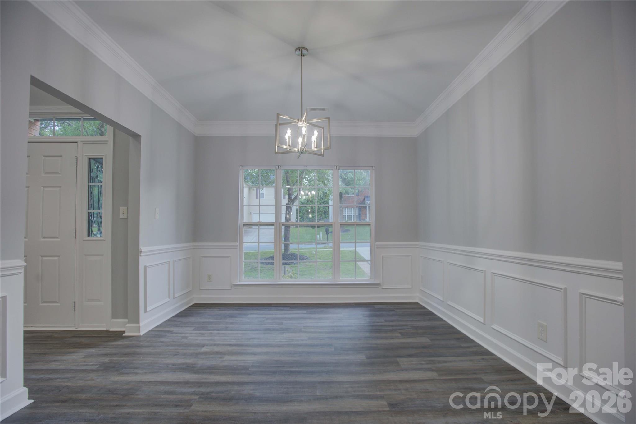 Photo 5 of 520 Grantham Lane, Charlotte, NC