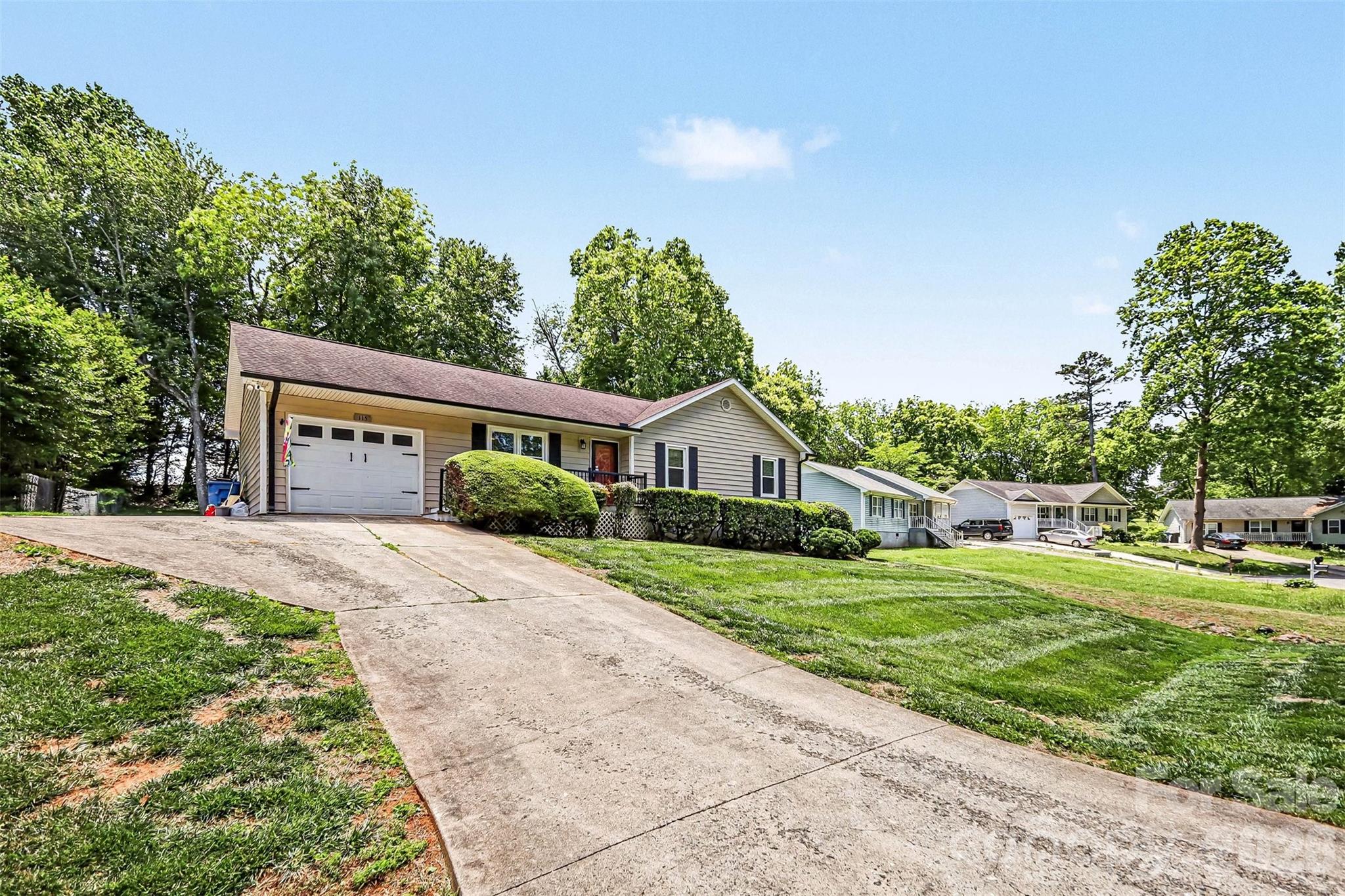 Photo 4 of 115 Cartway Lane, Statesville, NC
