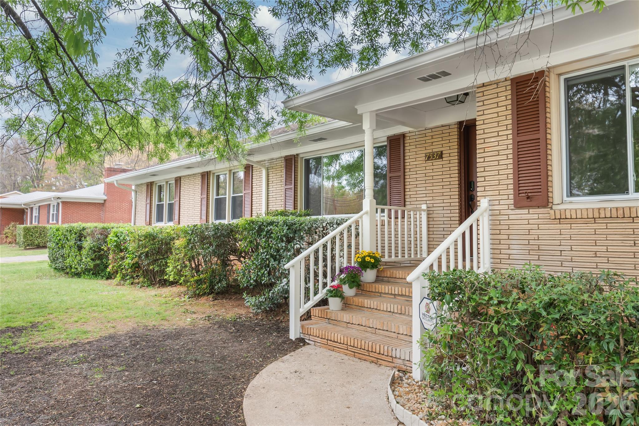 Photo 3 of 7537 Monroe Road, Charlotte, NC