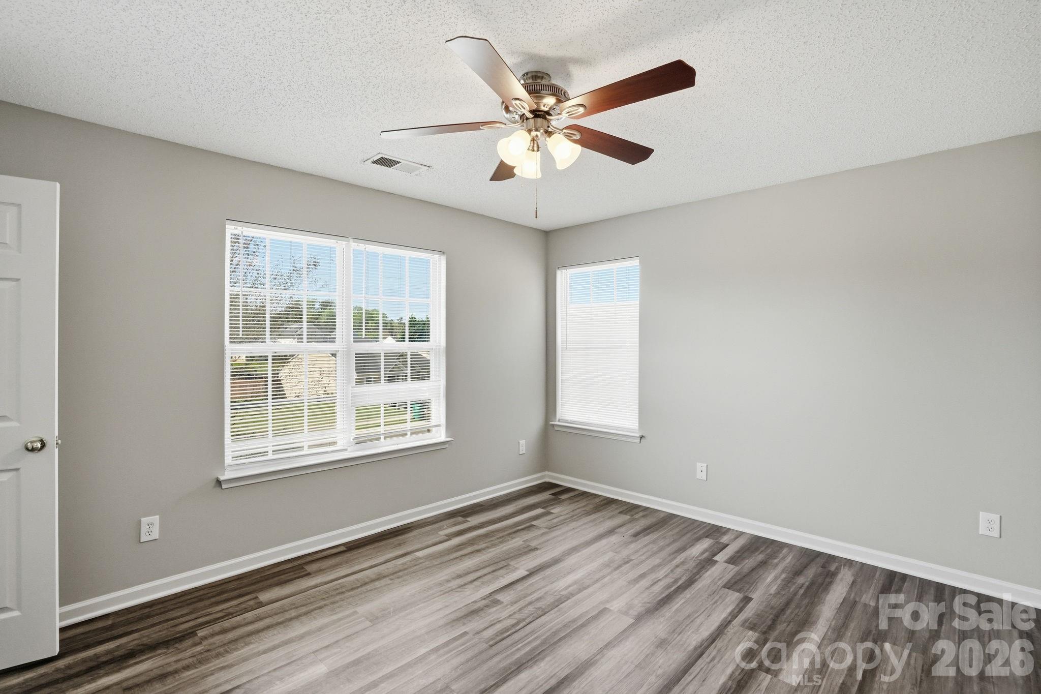 Photo 11 of 836 Almora Drive, Charlotte, NC