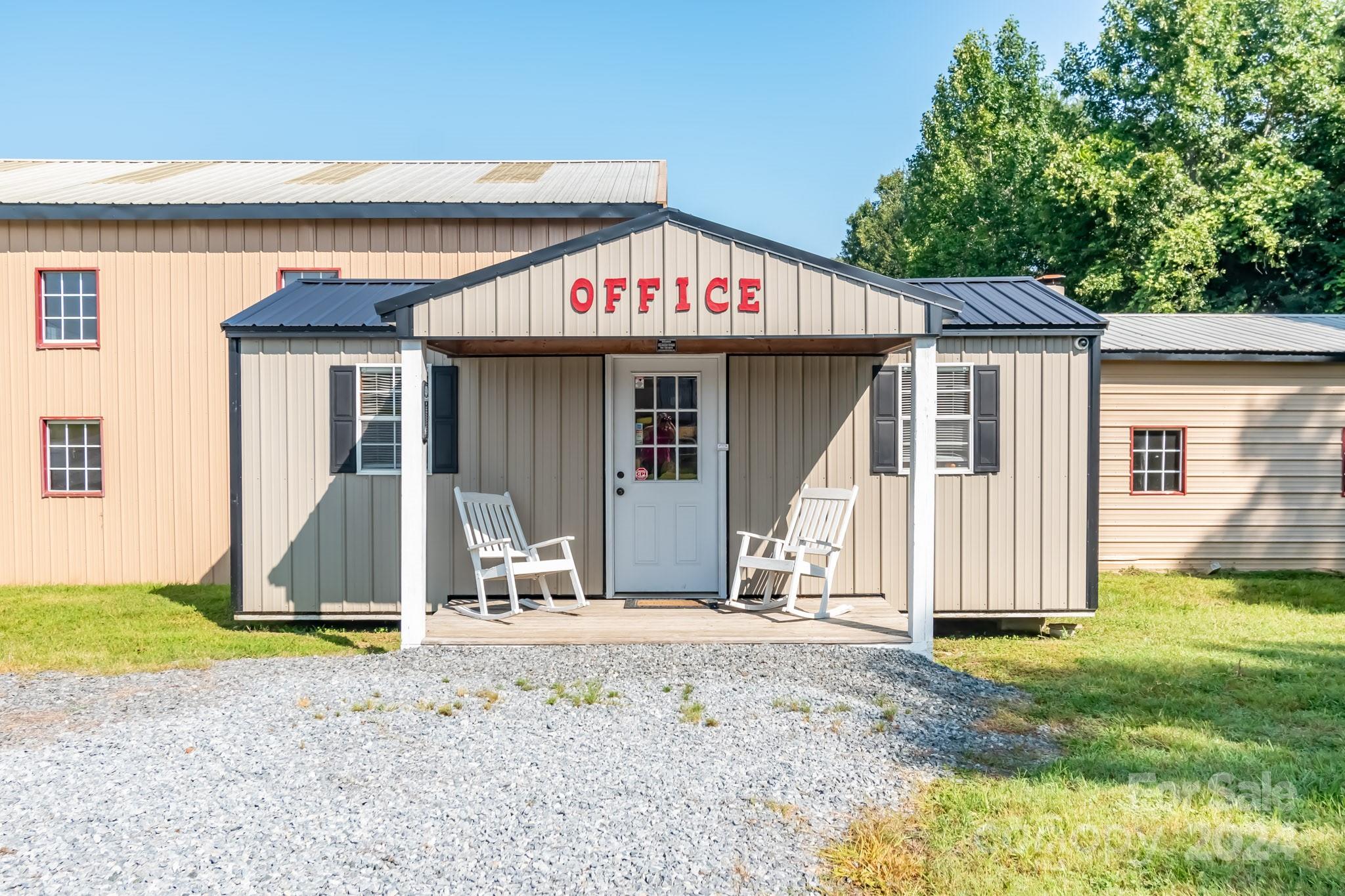 Home for sale at 5067 E Dixon Boulevard, Kings Mountain, NC — photo 17 of 43