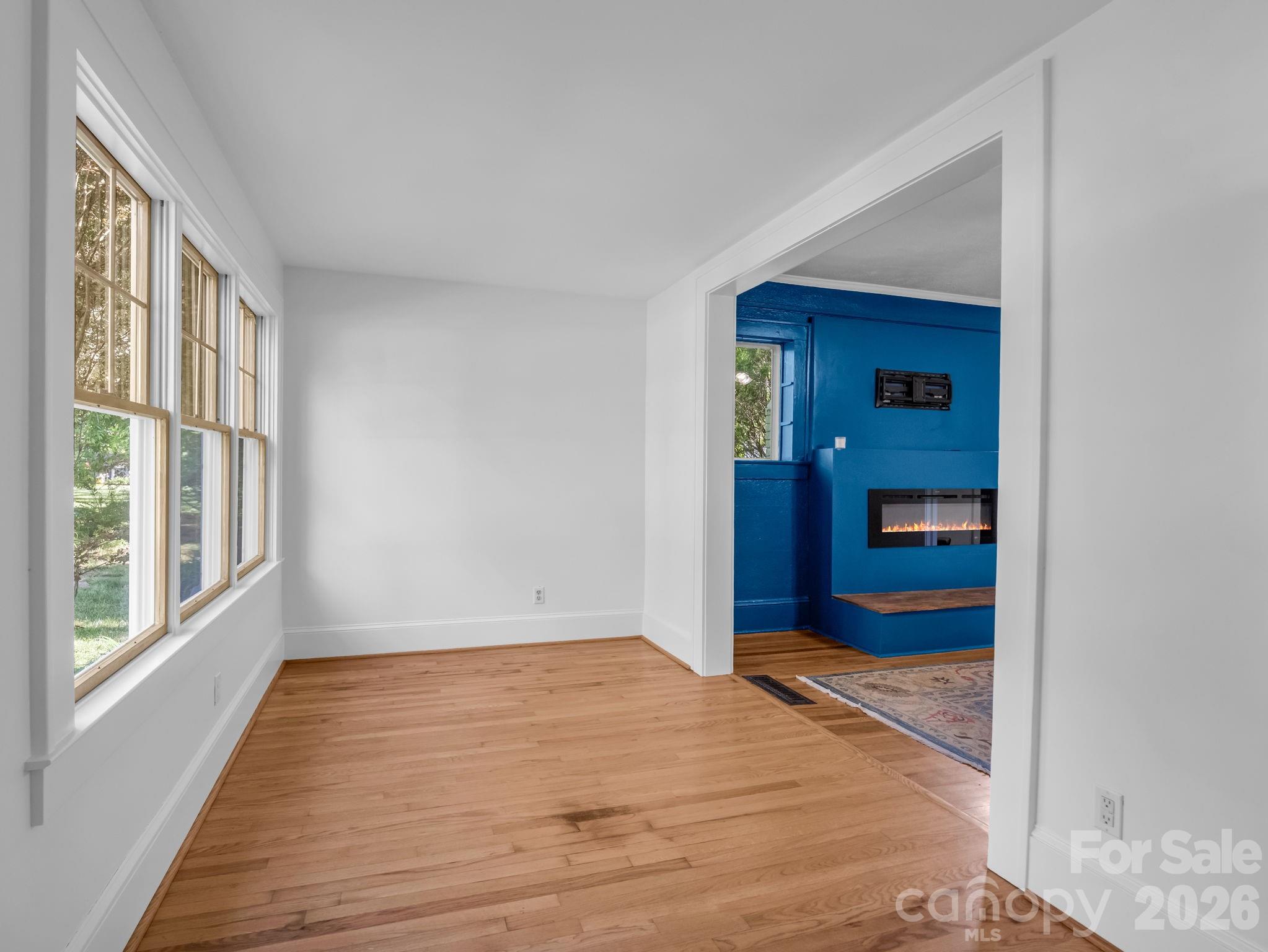 1534 Kensington Road, Hendersonville, NC - photo 7 of 44