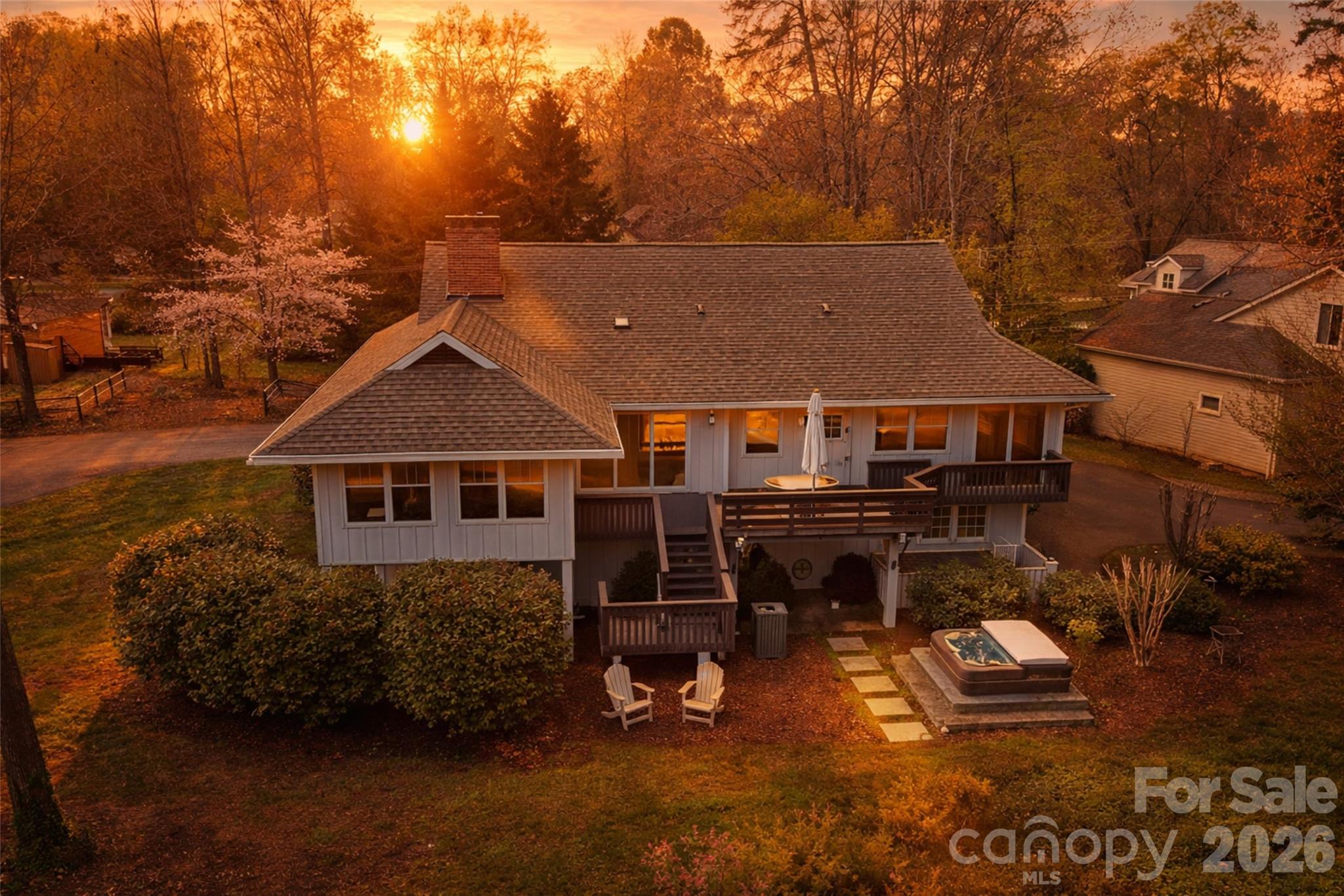22 Honeysuckle Lane, Lake Wylie, SC
