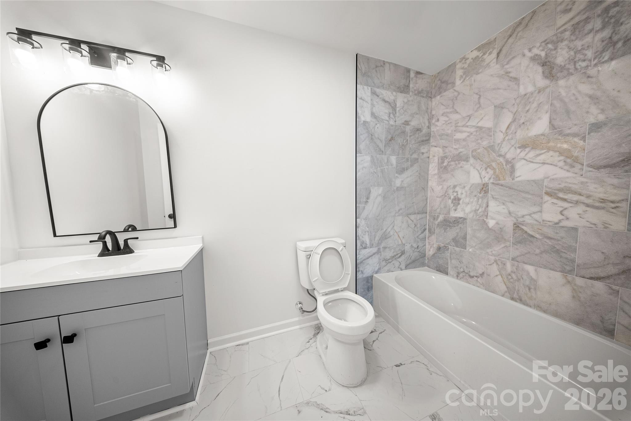 Photo 14 of 10107 Clairemore Place, Charlotte, NC