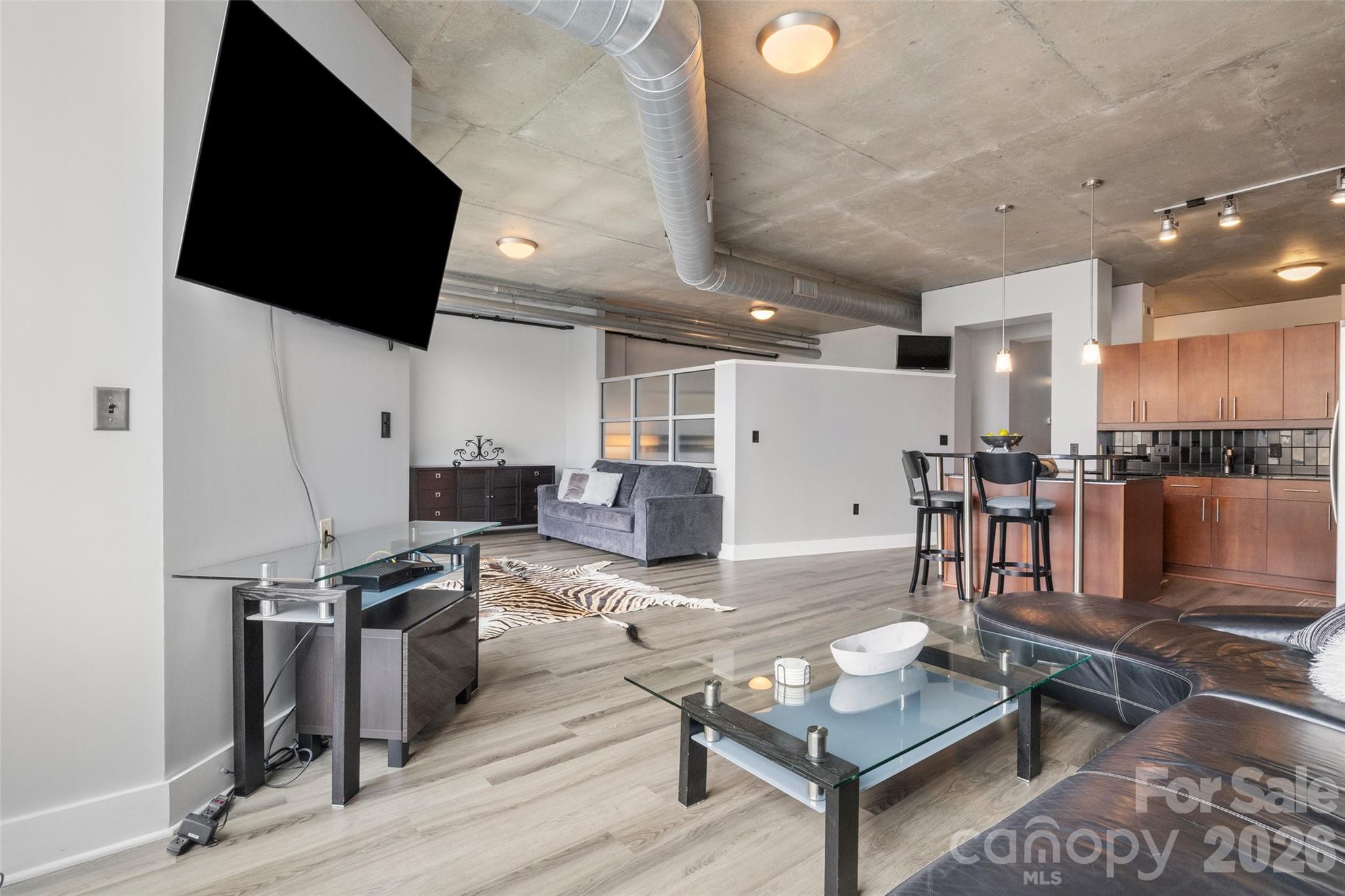 Photo 12 of 505 E 6th Street707, Charlotte, NC