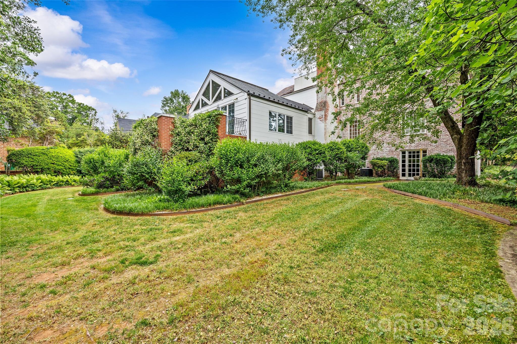 1858 Queens Road W, Charlotte, NC - photo 13 of 49