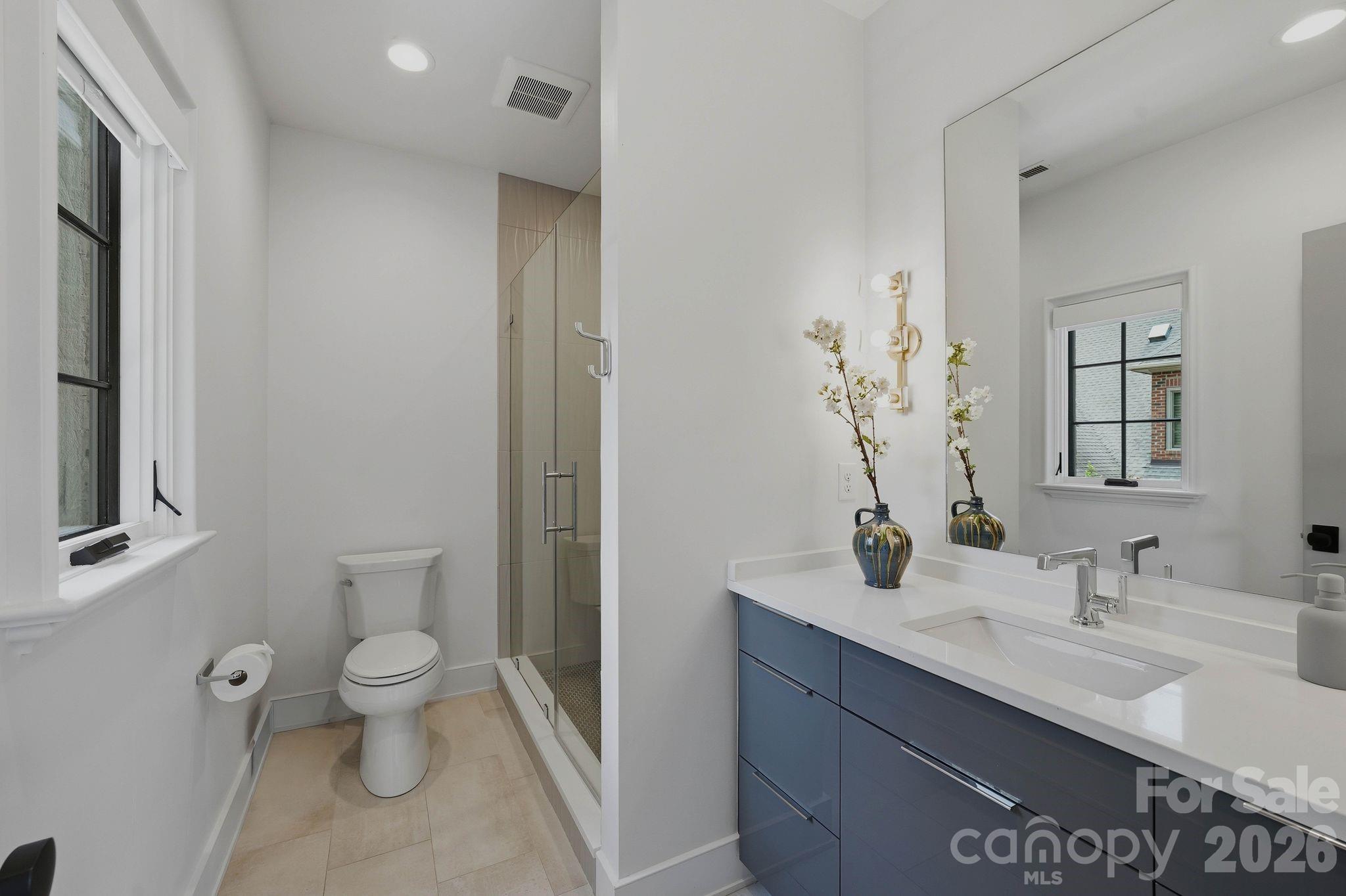 Photo 36 of 1919 Shoreham Drive, Charlotte, NC