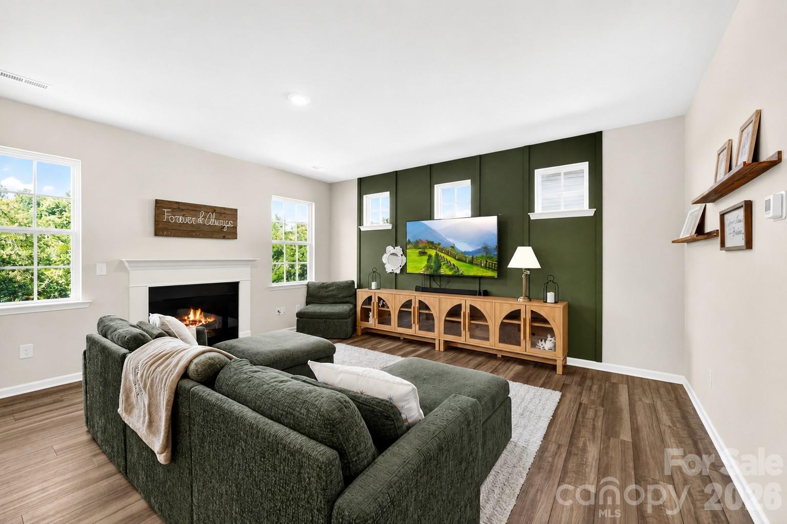 13016 Lannister Drive, Charlotte, NC - photo 3 of 26