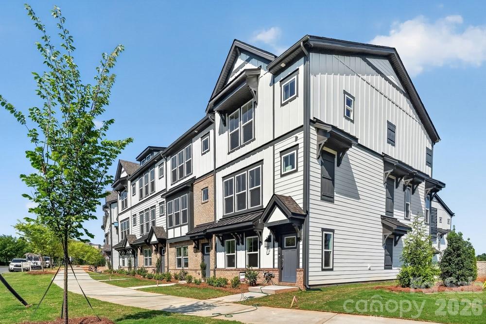 Home for sale at 1804 Alexander Village Main Drive, Charlotte, NC — photo 1 of 37
