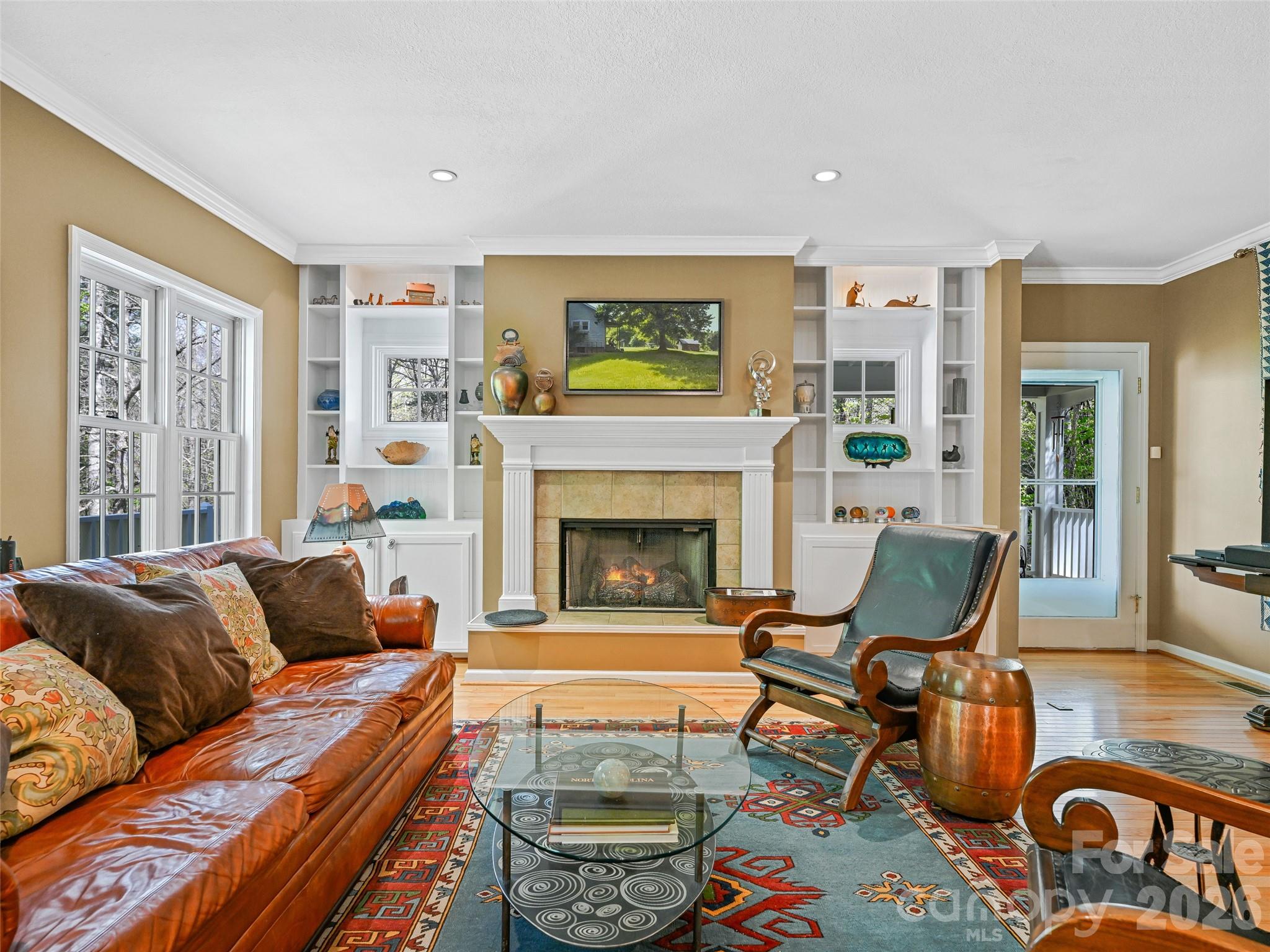 18 Thousand Oaks Boulevard, Fairview, NC - photo 7 of 45