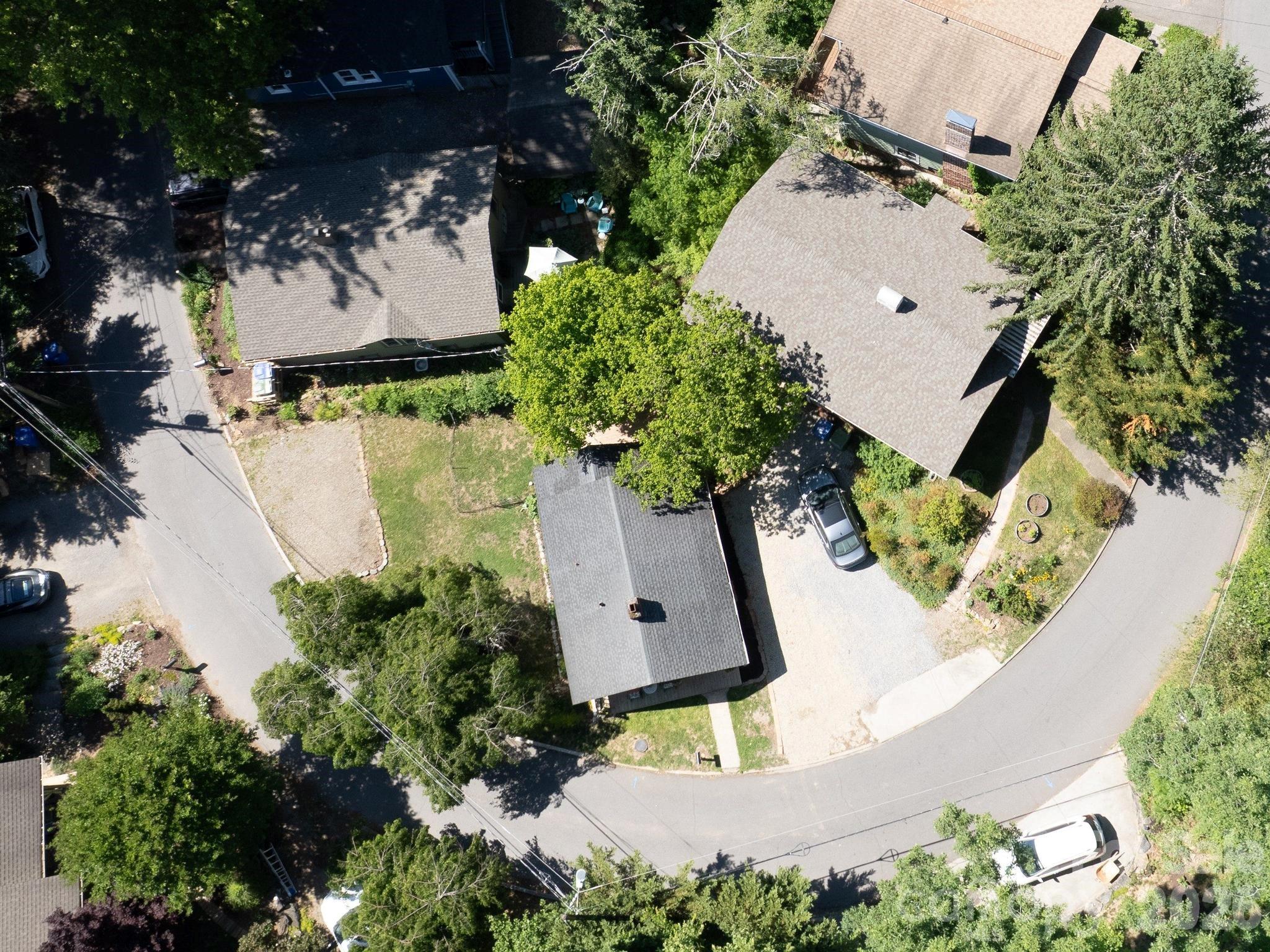 24 Chatham Road, Asheville, NC - photo 29 of 35
