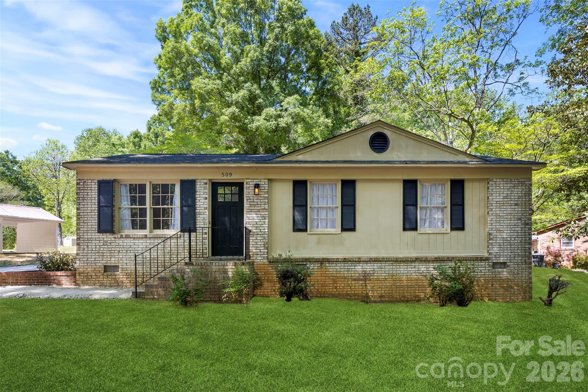 Photo 2 of 509 California Circle, York, SC