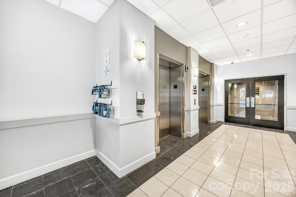 Photo 27 of 1315 East Boulevard719, Charlotte, NC