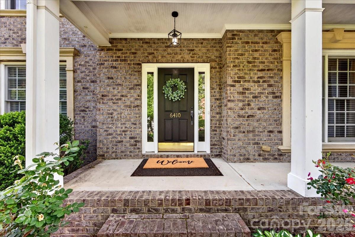 6410 Latta Springs Circle, Huntersville, NC - photo 3 of 49