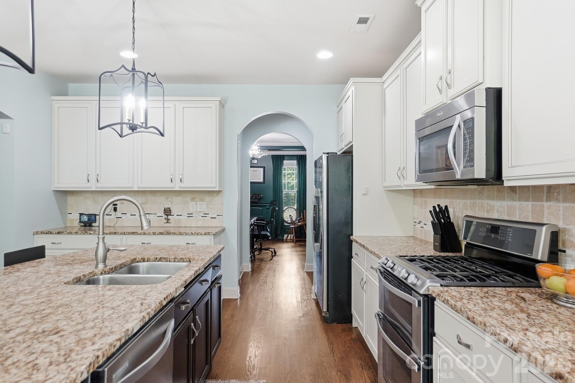 522 Iron Horse Lane, Midland, NC - photo 14 of 49