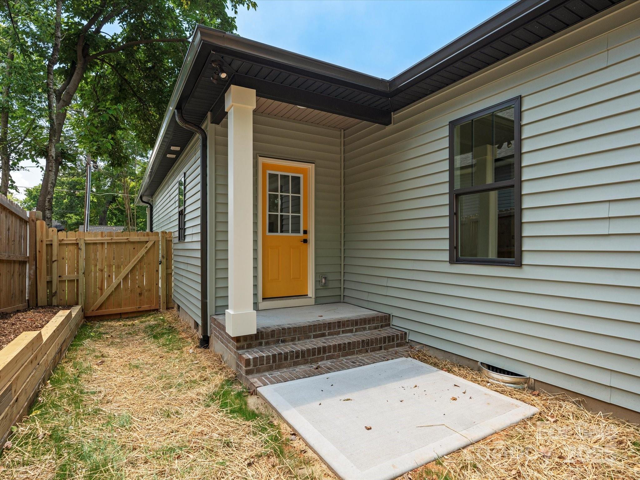 Photo 33 of 4113 Rutgers Avenue, Charlotte, NC