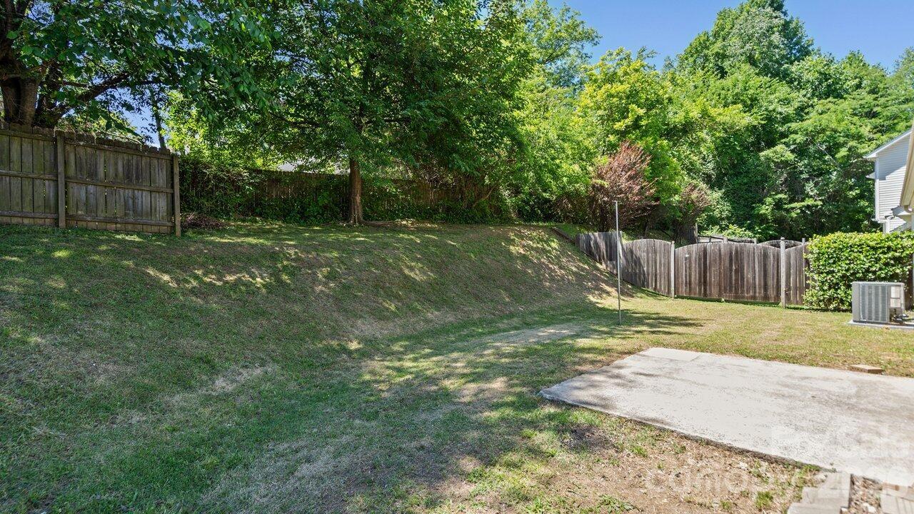 Photo 30 of 613 Hoskins Ridge Lane, Charlotte, NC