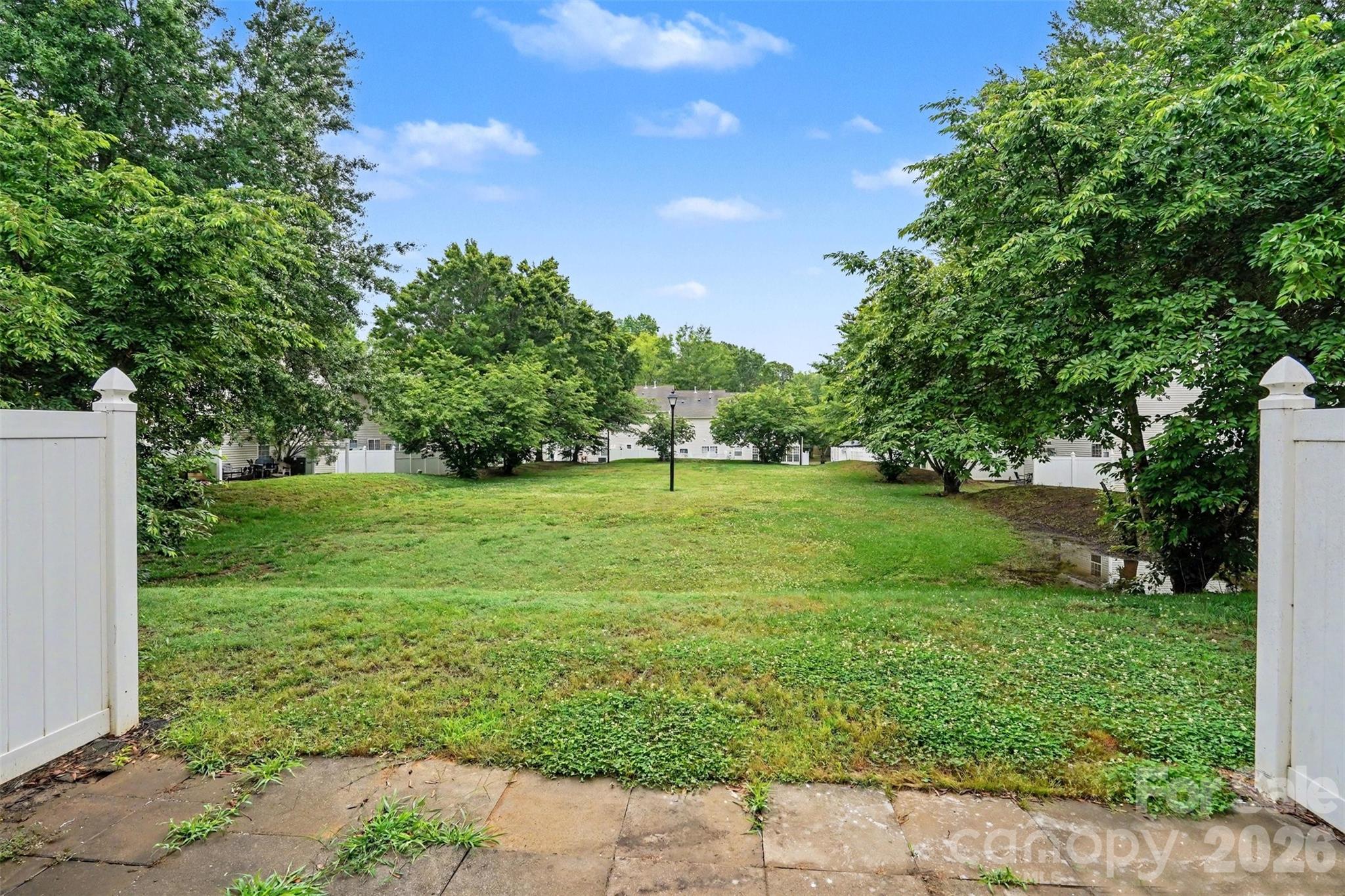 Photo 23 of 7514 Abigail Glen Drive, Charlotte, NC