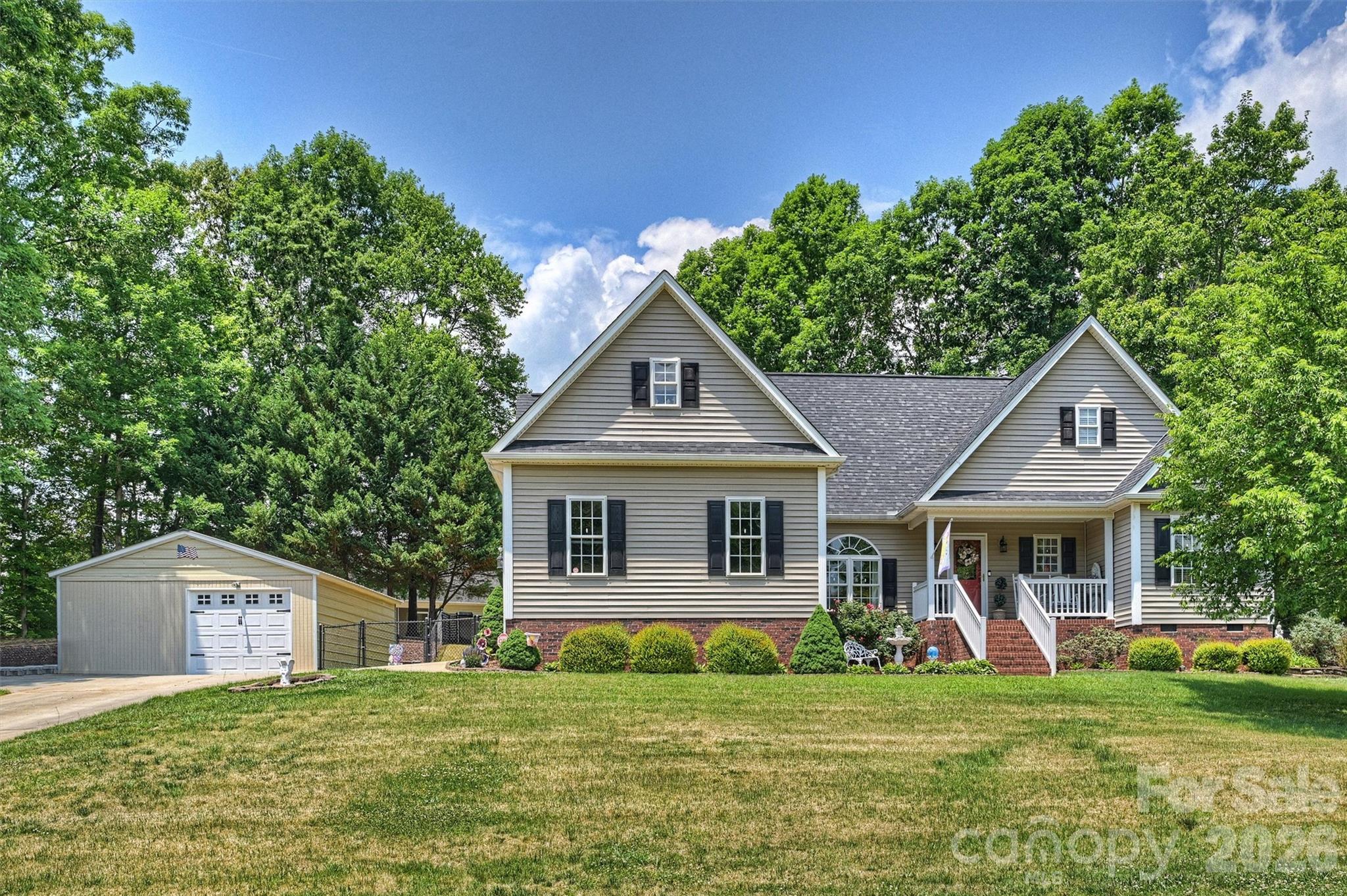 1302 Laurel Woods Drive, Gastonia, NC - photo 2 of 45