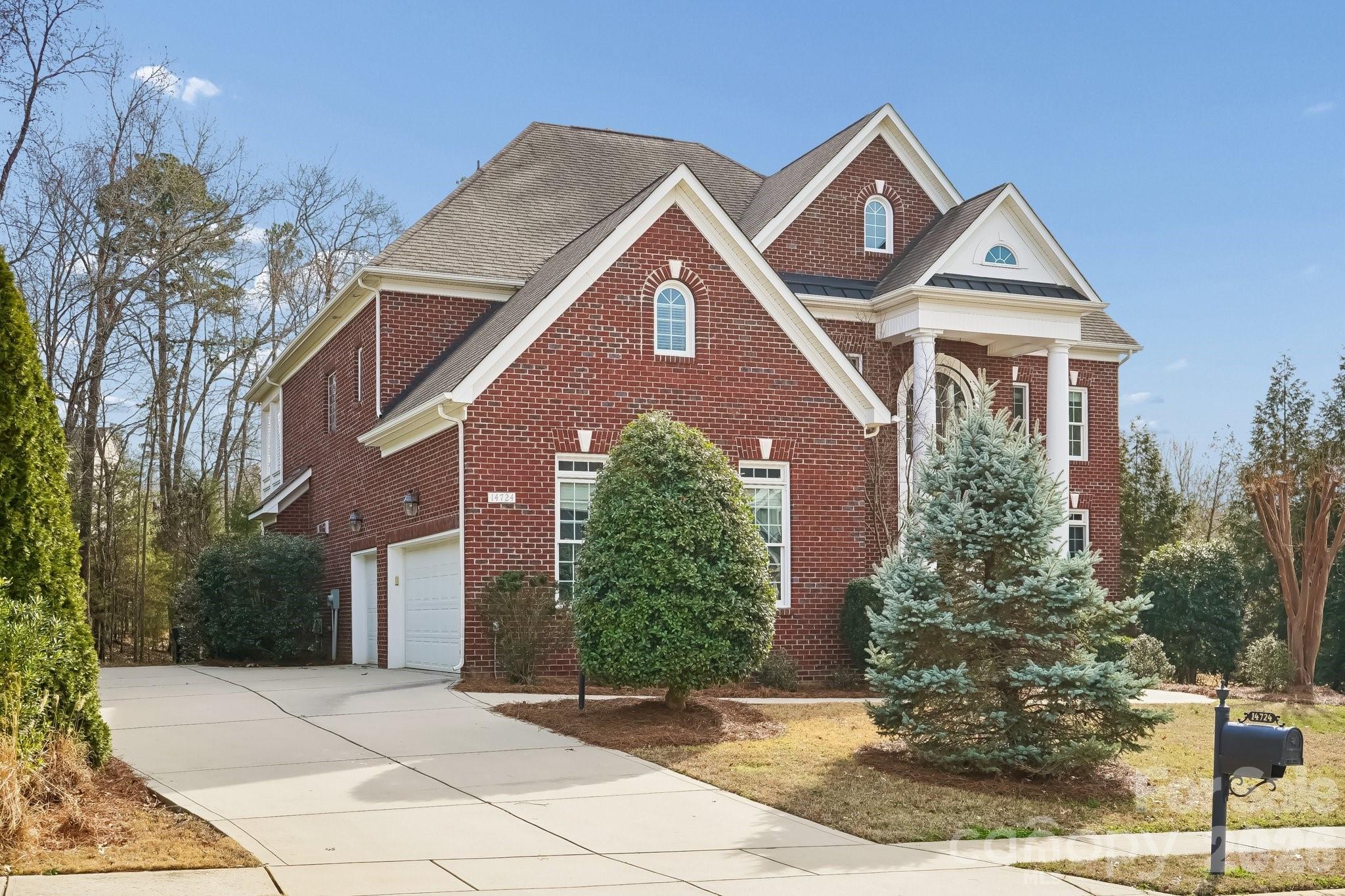 Photo 2 of 14724 Murfield Court, Charlotte, NC